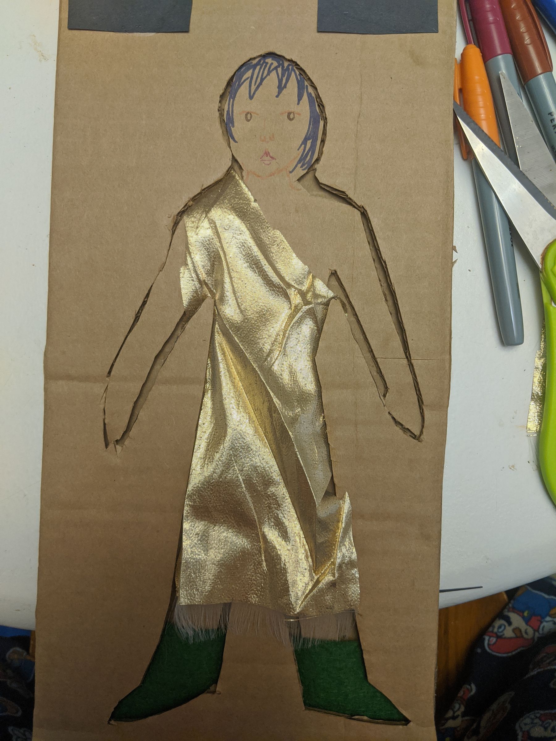 Cardboard Flip and Fold Fashion : 9 Steps - Instructables