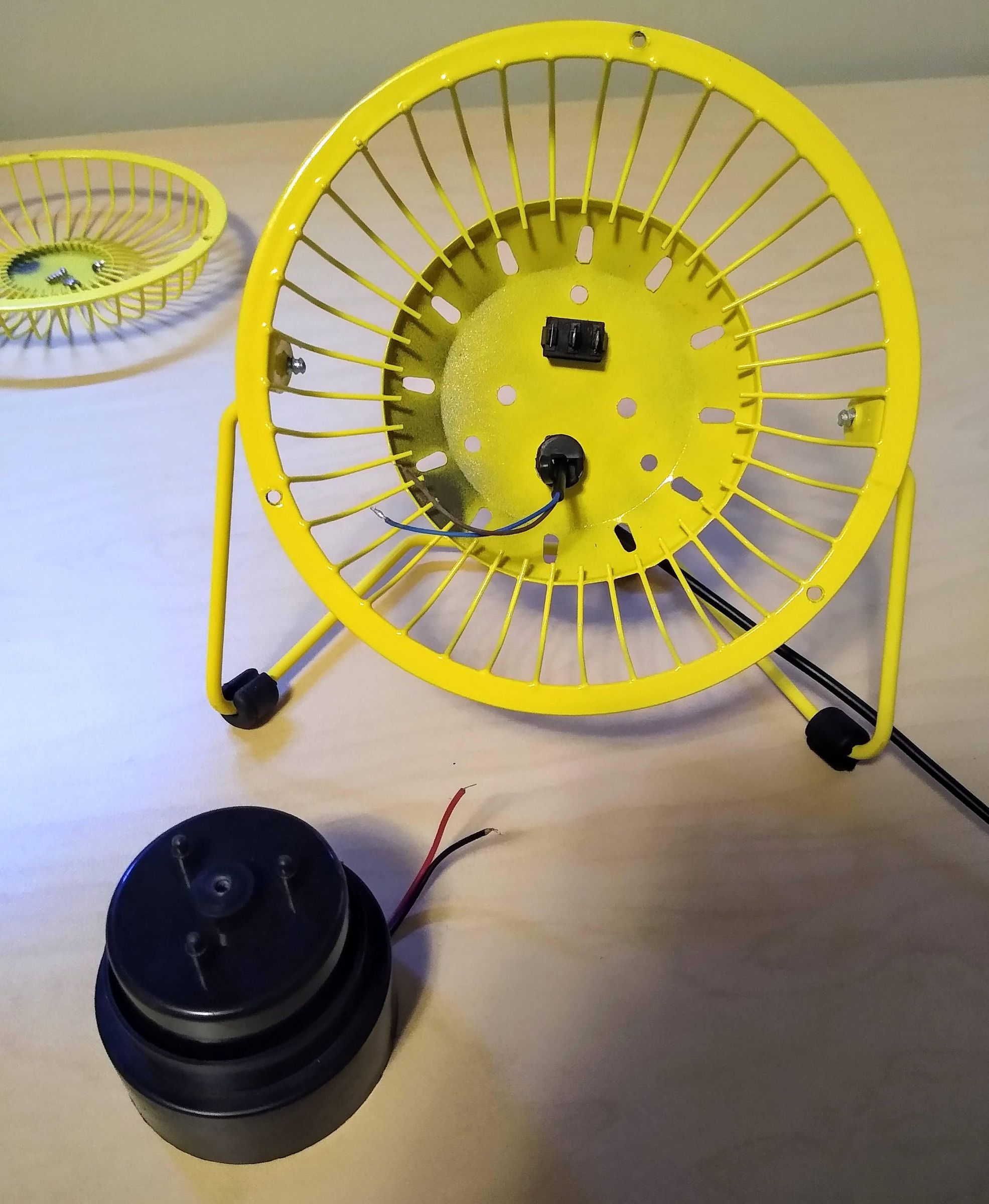 Mini Inflatable Waving Tube Guy : 9 Steps - Instructables