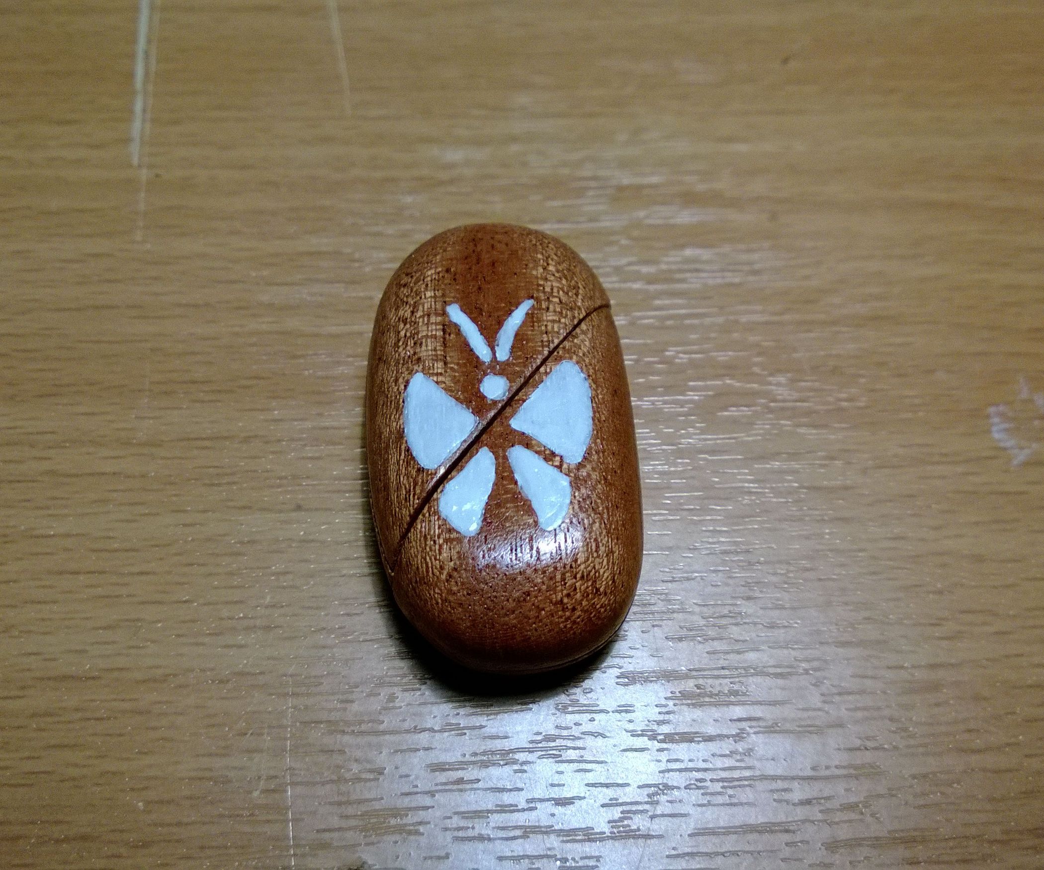 Illusionist Locket : 6 Steps - Instructables