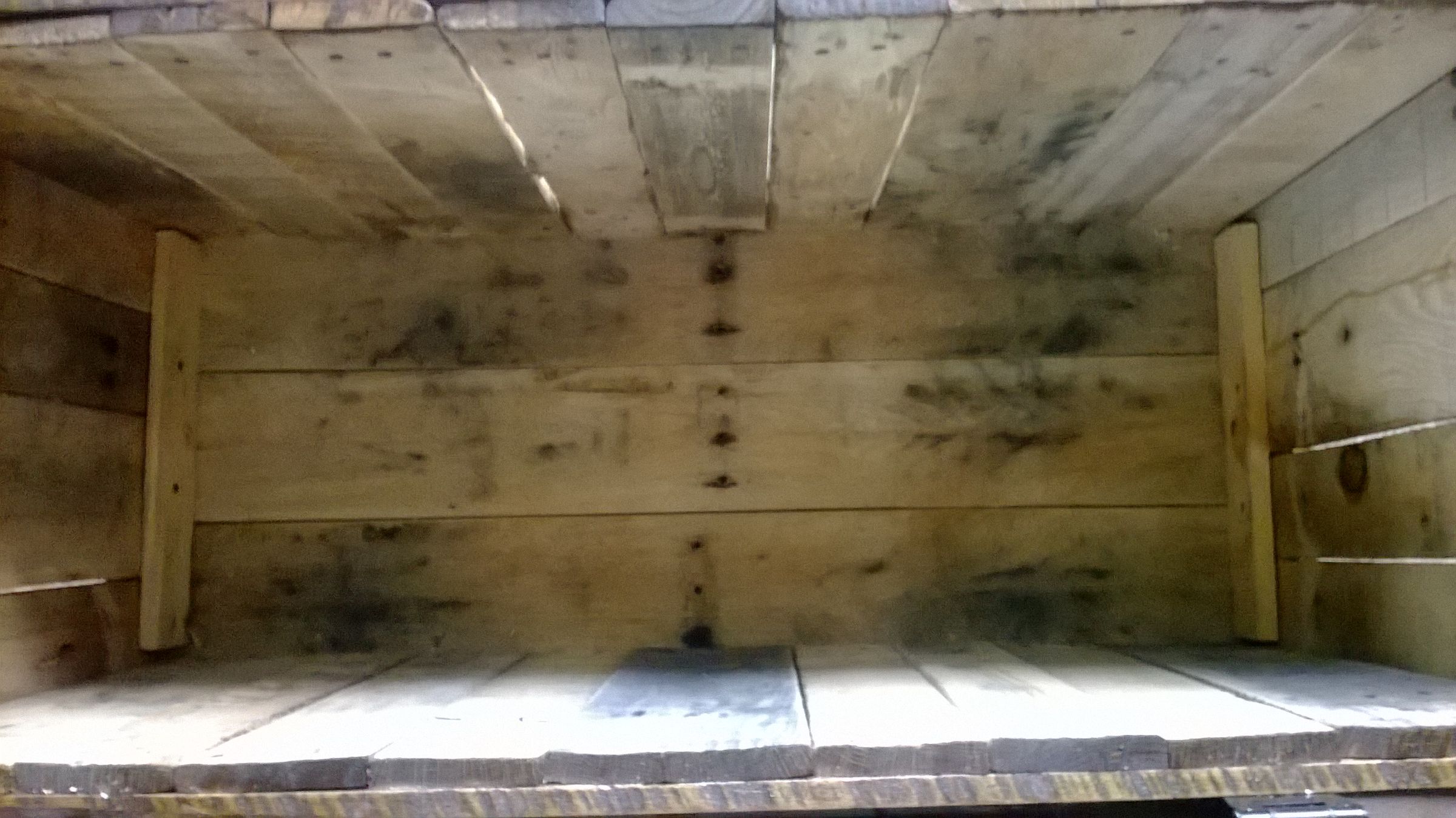 False Bottom Trunk From Reclaimed Wood (Pallets) : 7 Steps (with ...