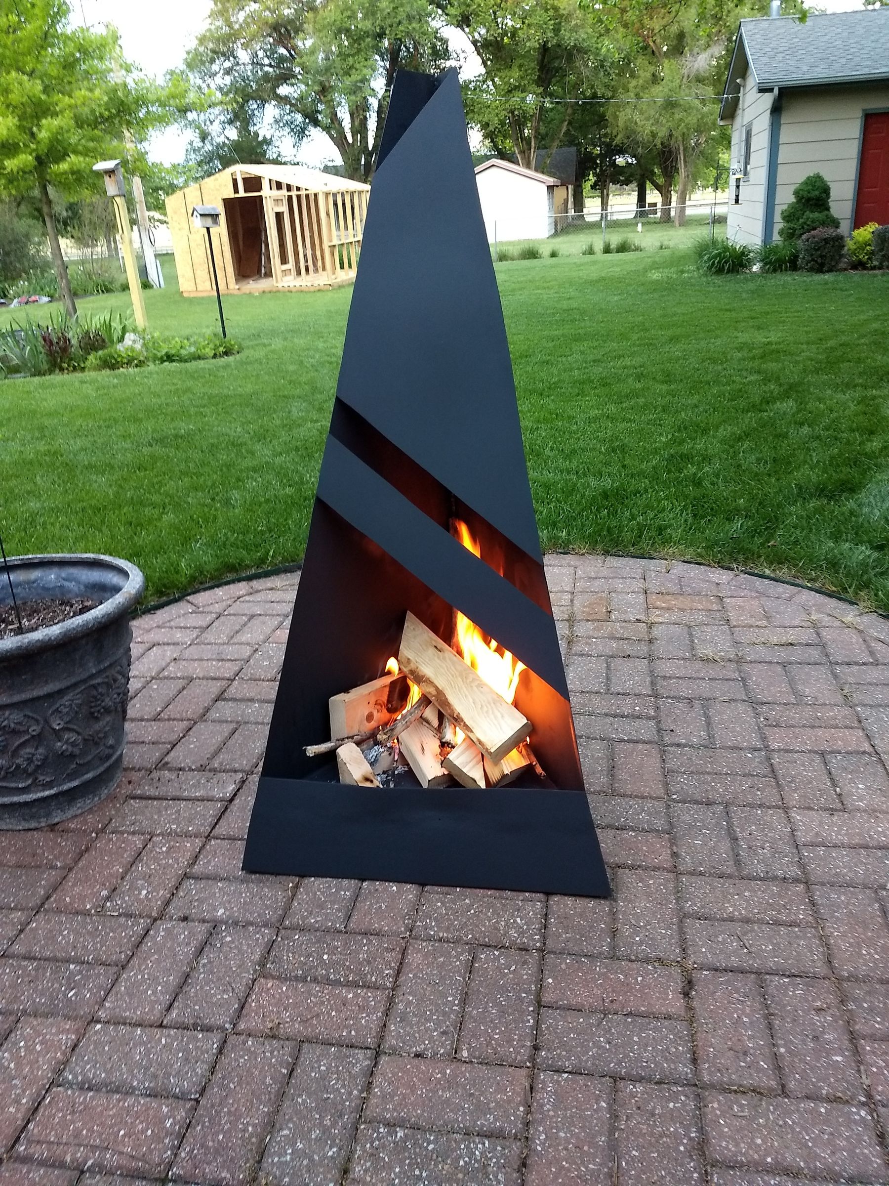 Modern Geometric Steel Chiminea : 9 Steps (with Pictures) - Instructables