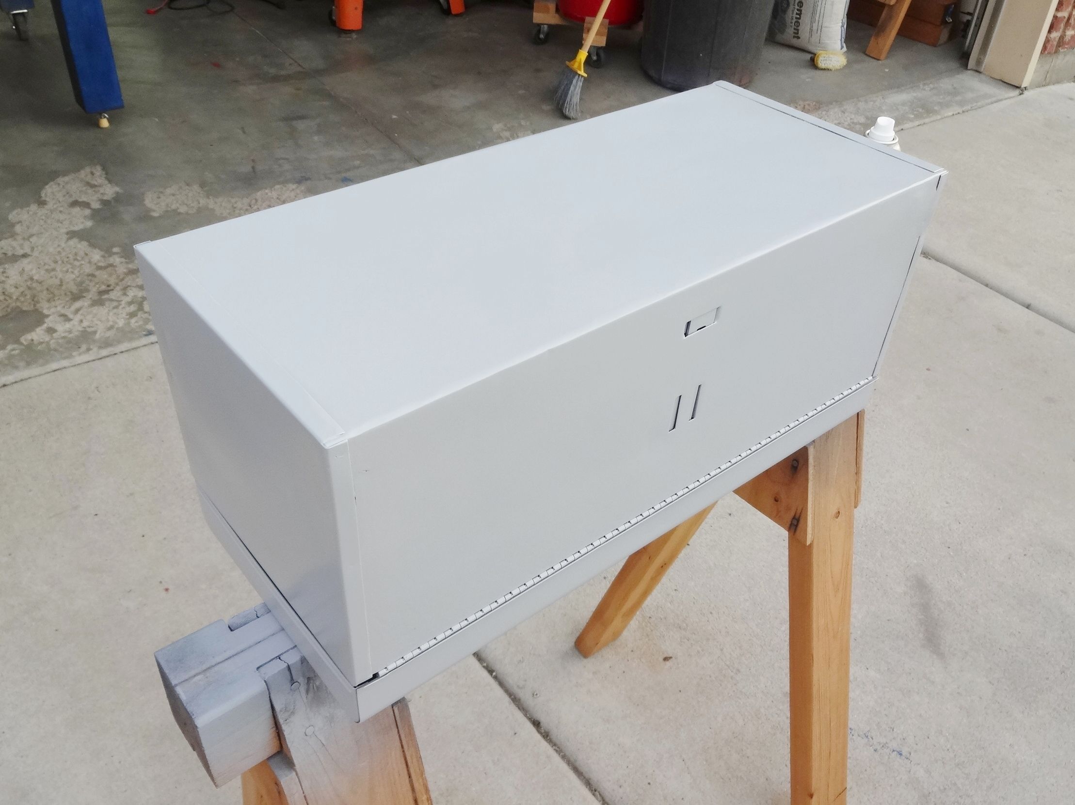 Restore a Rusty Toolbox : 14 Steps (with Pictures) - Instructables