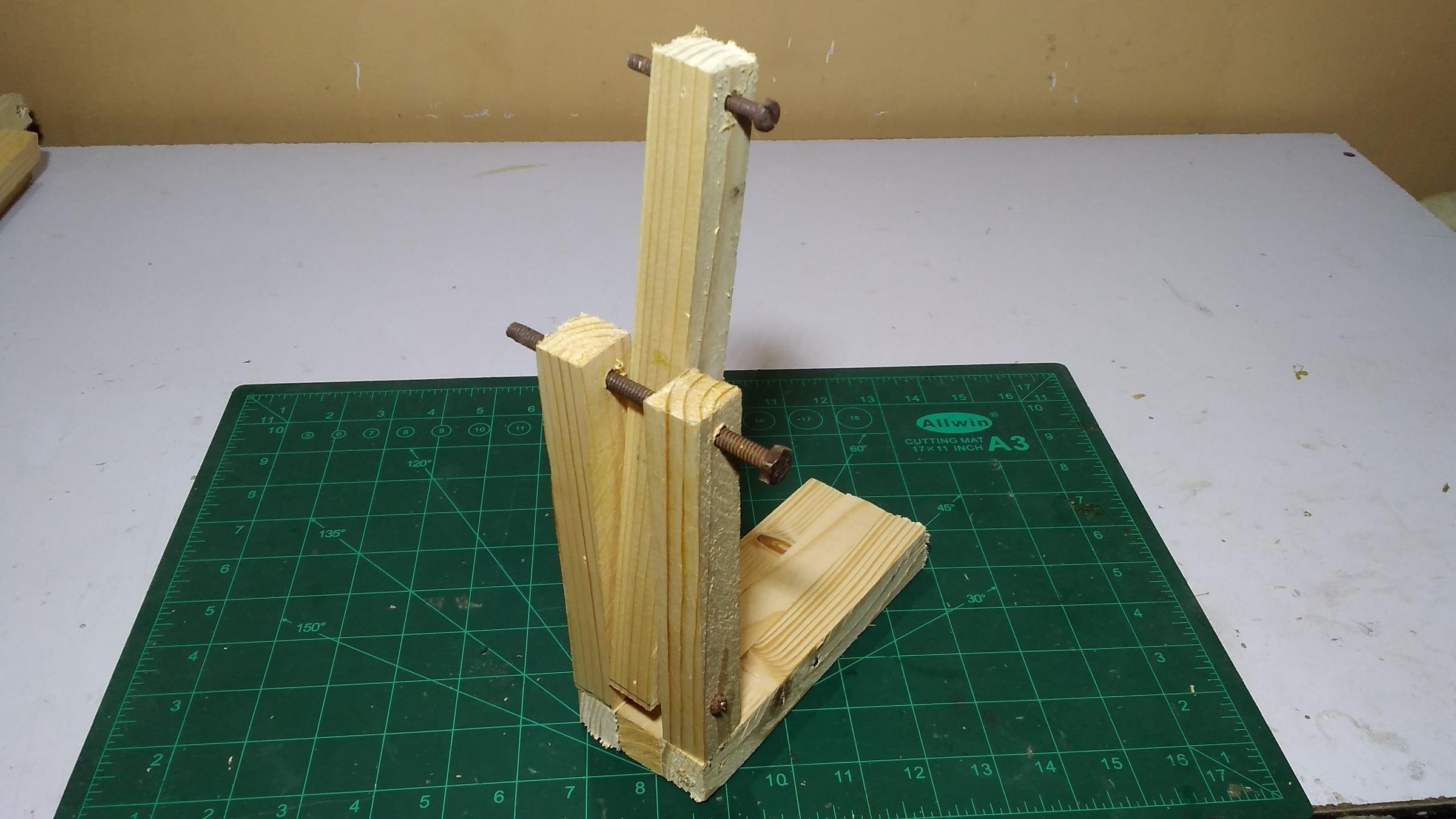 How to Make Wooden Catapult : 5 Steps (with Pictures) - Instructables