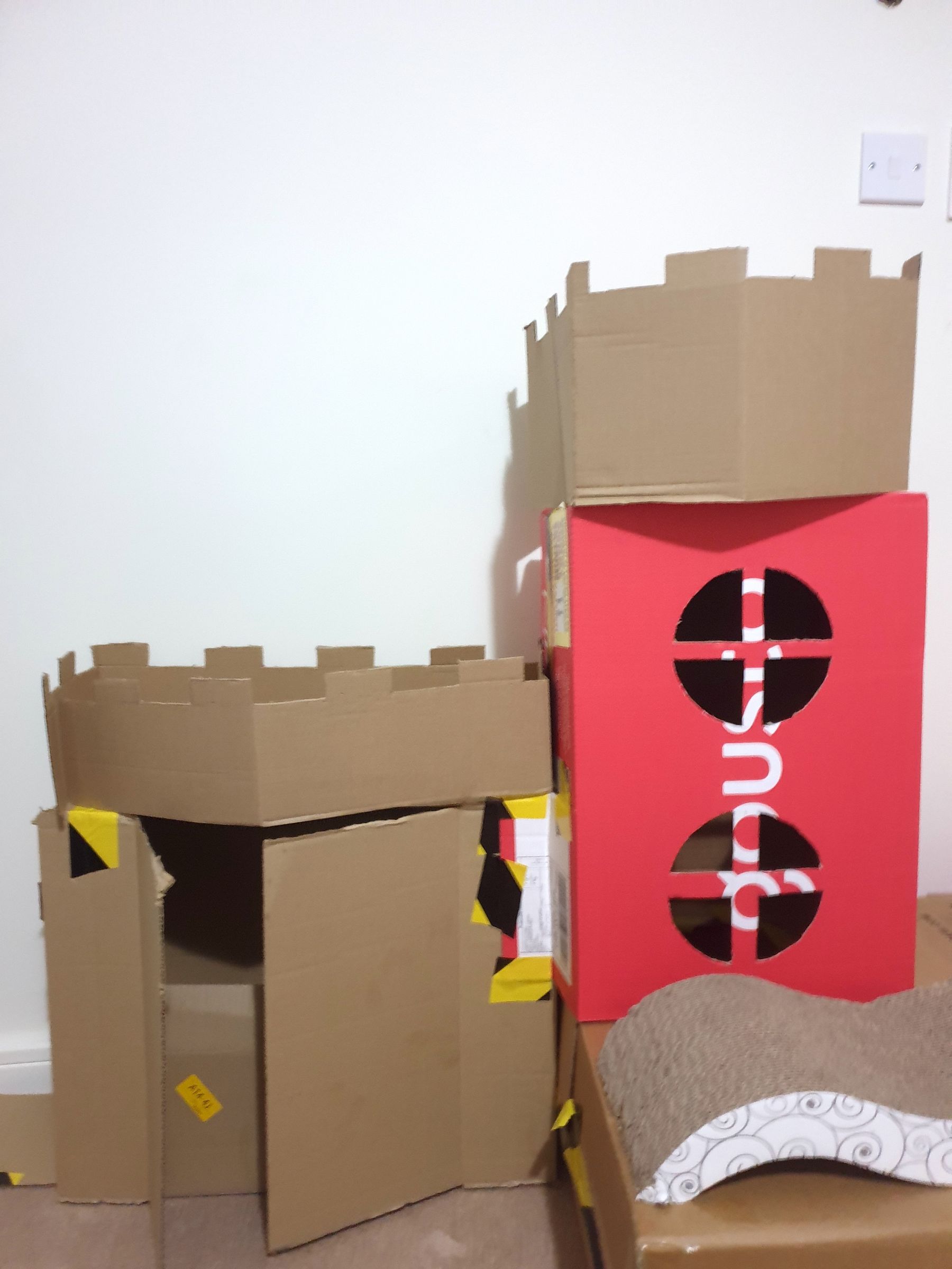 Cardboard Cat Fort With LED Remote Control Lighting and Real Drawbridge ...