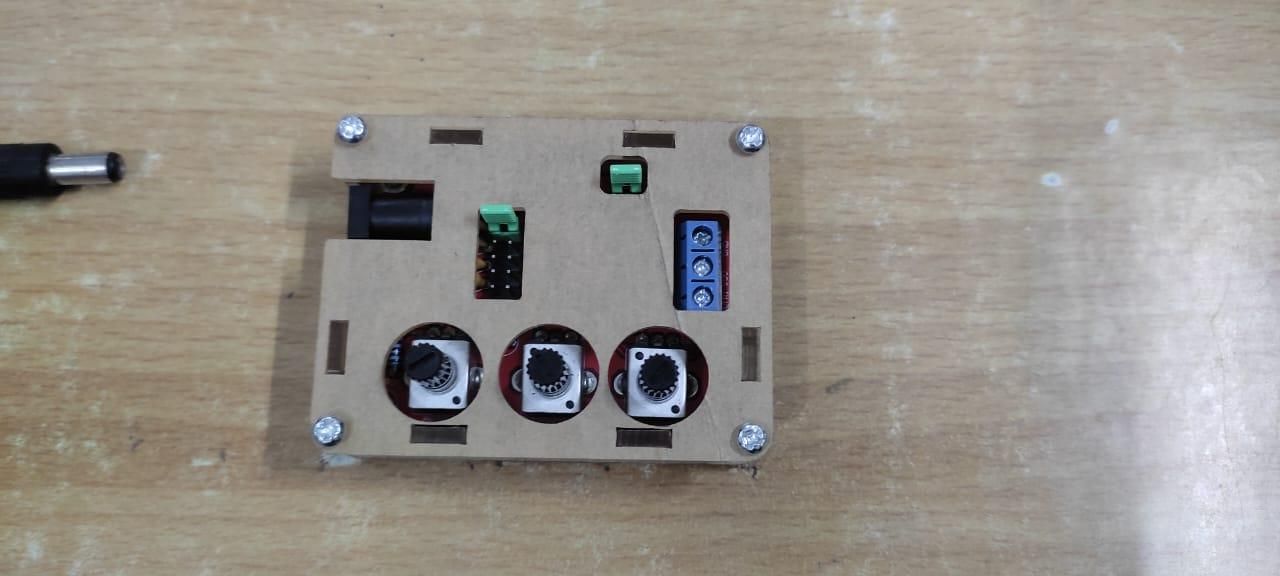 XR2206 Function Generator Kit : 5 Steps - Instructables