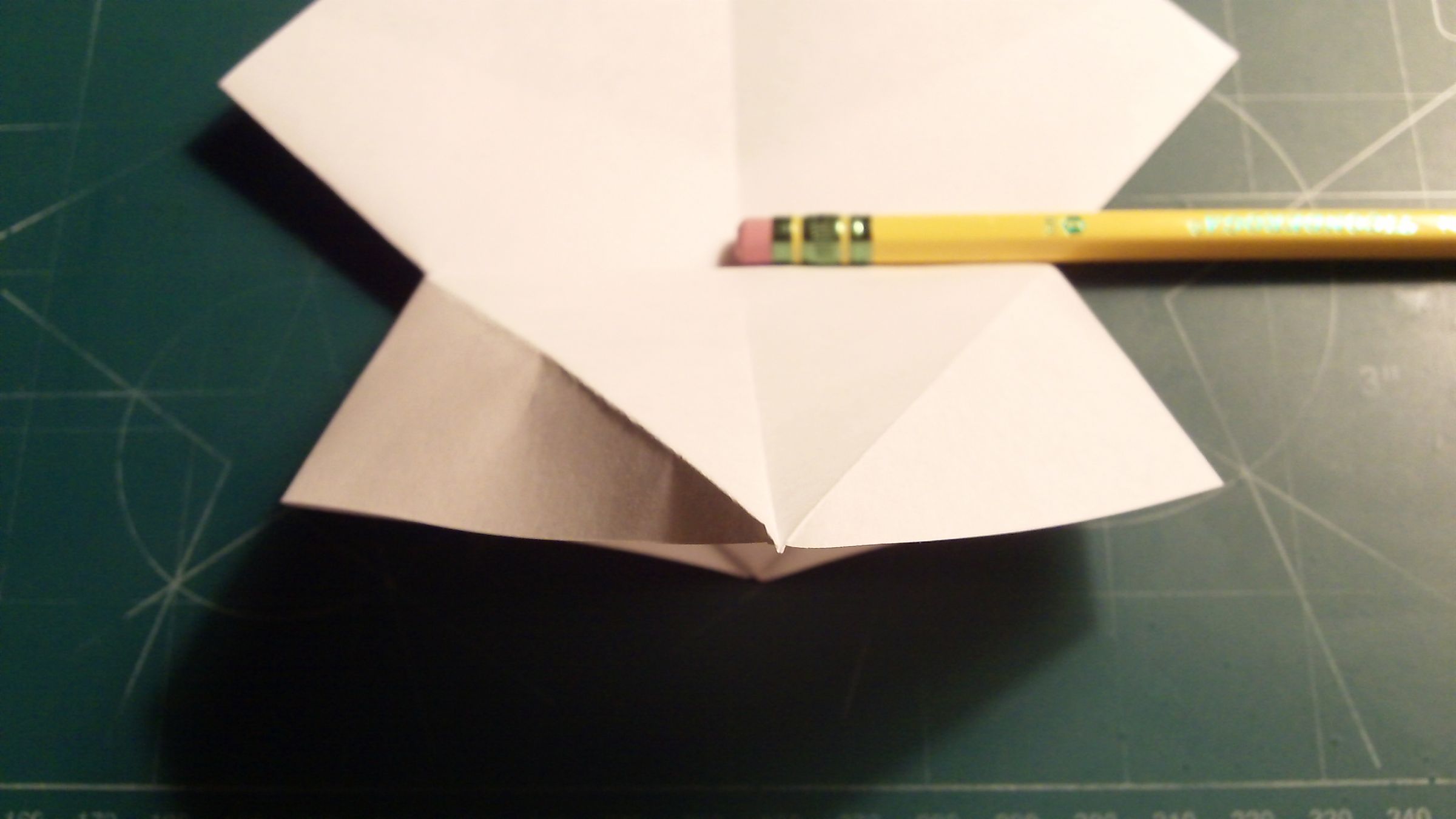 How to Make the Starfire Paper Airplane : 9 Steps - Instructables