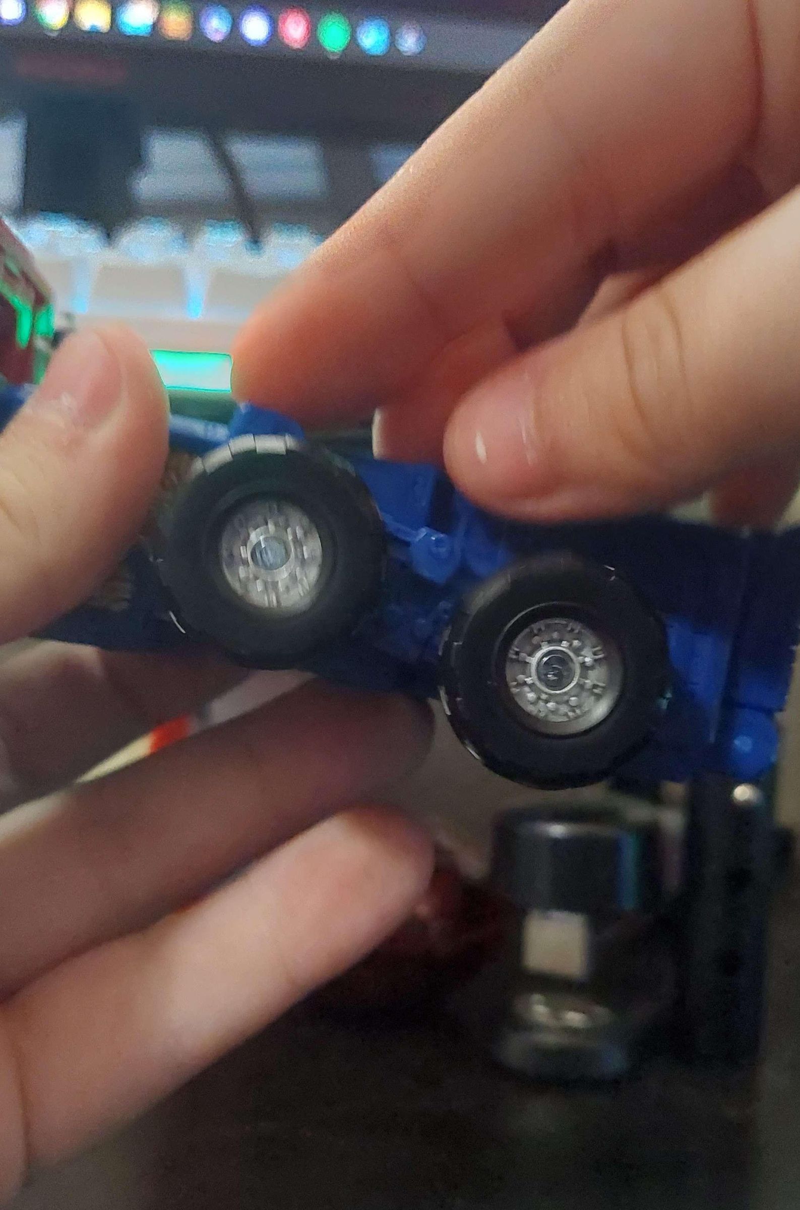 How to Convert Legacy Armada Optimus Prime From Core Robot to Truck and ...