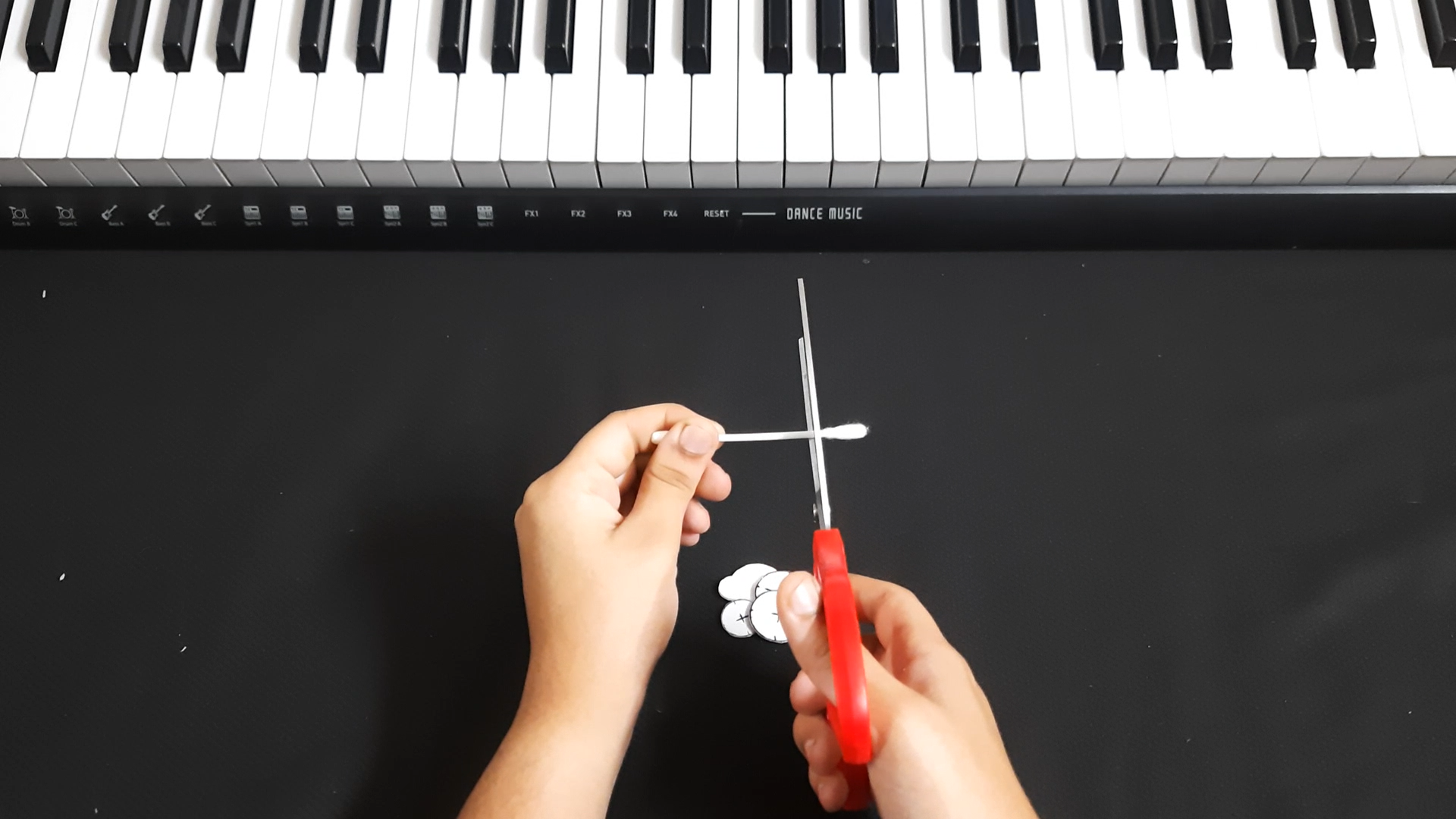 "DIY String Toy Tutorial: How to Make Your Own Fun and Easy String Toys" : 10 Steps (with ...