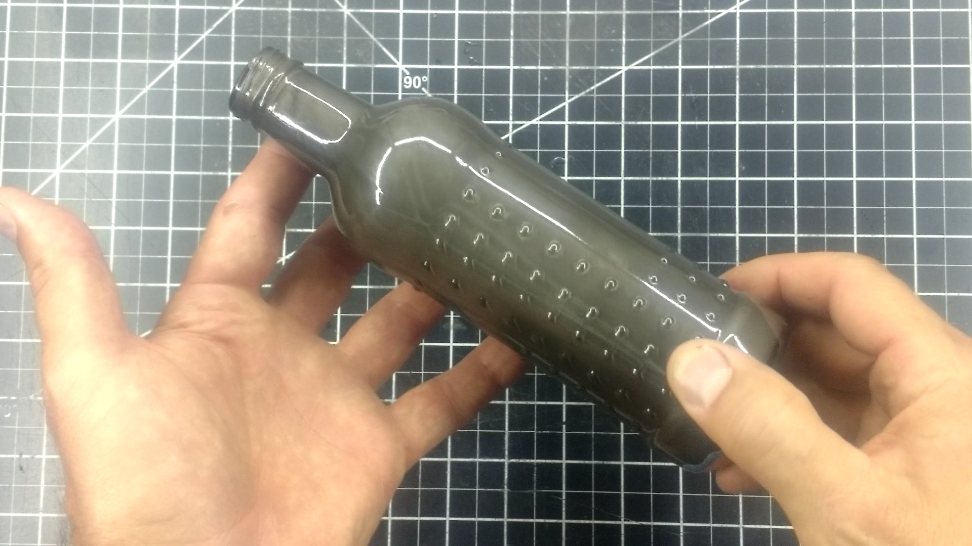 Spray Paint the Inside of a Glass Bottle : 9 Steps - Instructables