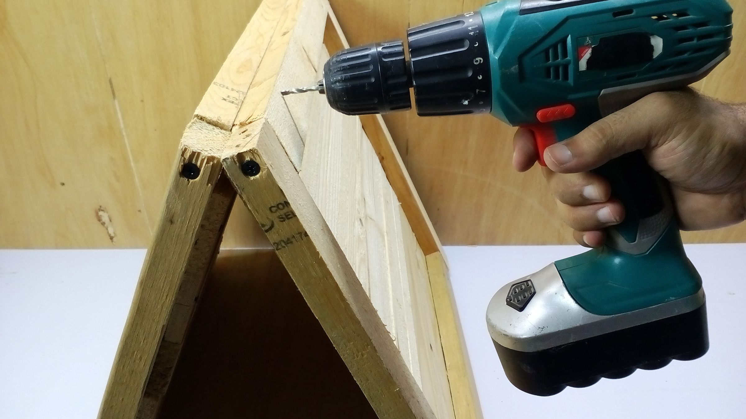 Triangle Wooden Pet House : 7 Steps (with Pictures) - Instructables