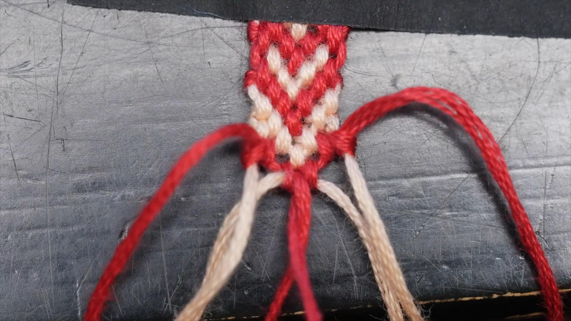Friendship Bracelets : 13 Steps (with Pictures) - Instructables