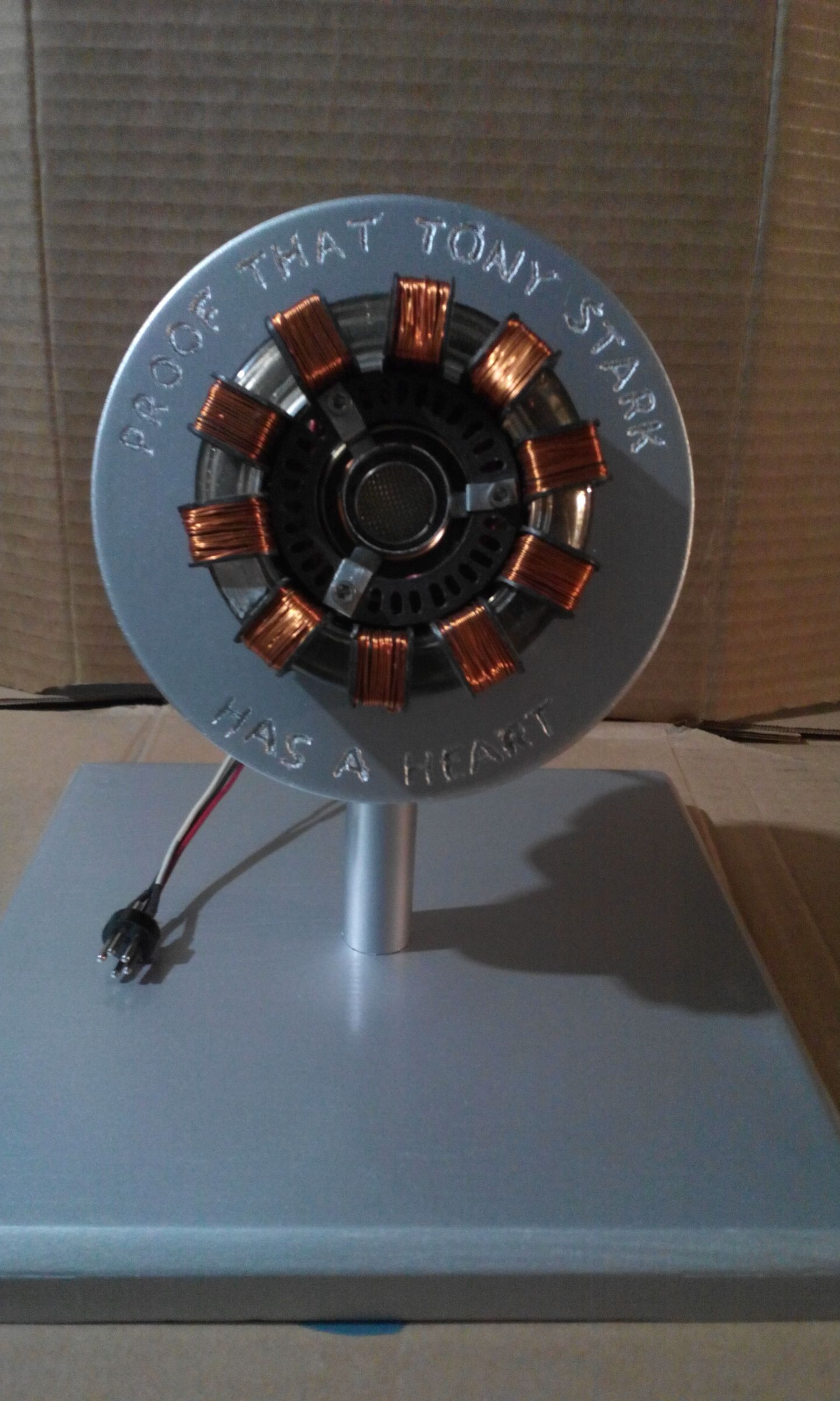 The Base and Stand Reactor Arc Iron Man : 4 Steps - Instructables