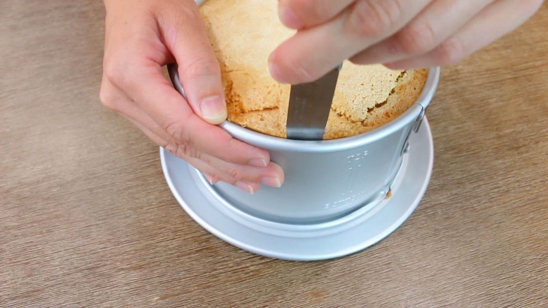 How to Make a Pastry Cake | Nevada Basque Cake : 16 Steps (with ...