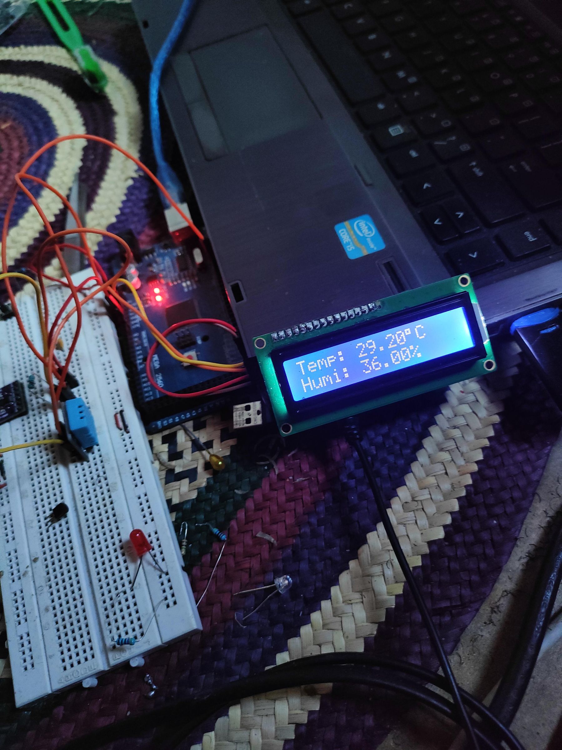 Arduino Temp/Humidity Sensor Using DHT11 and I2C LCD One Day Project ...