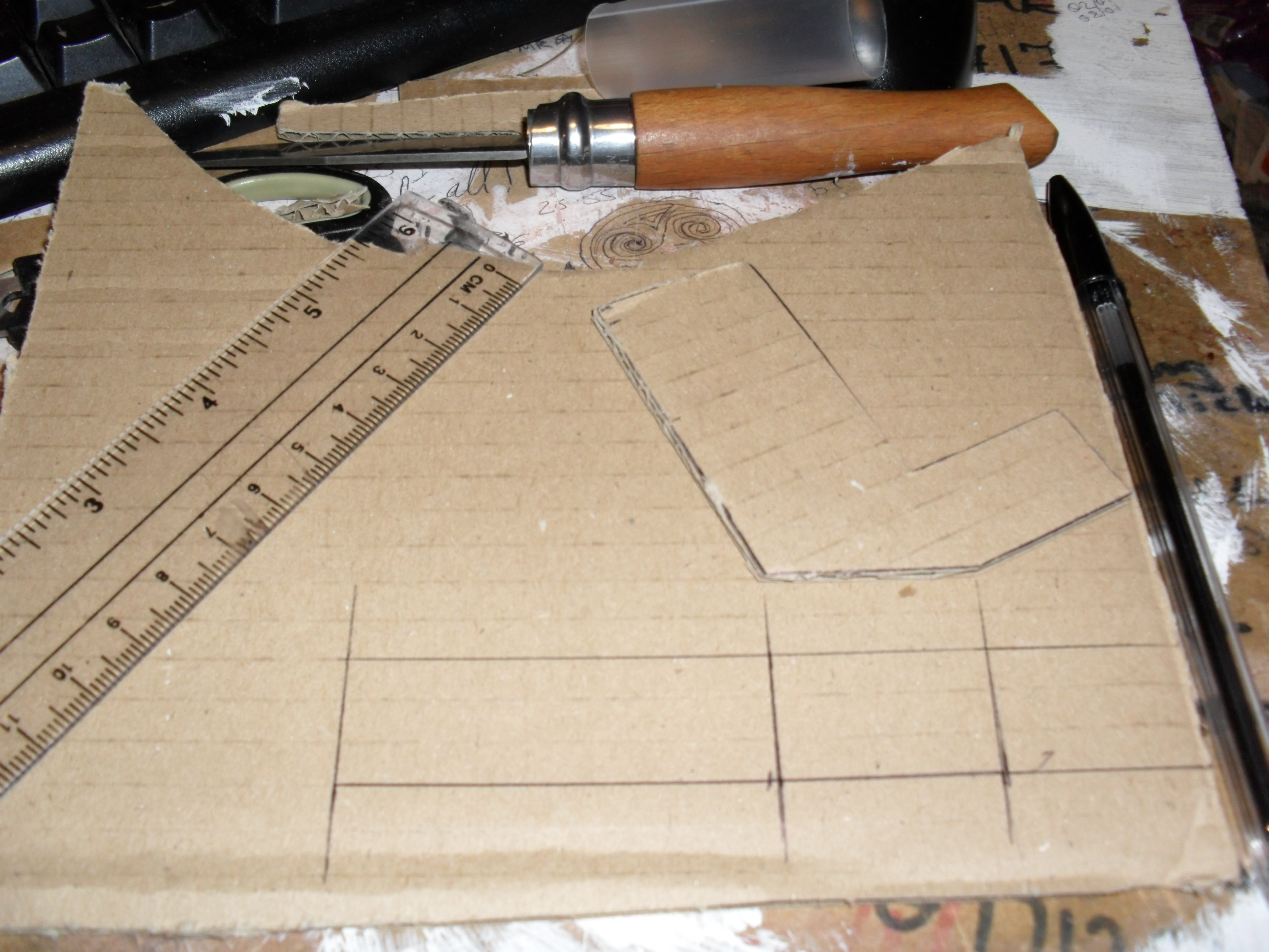 Cardboard Props: Inhaler : 5 Steps - Instructables