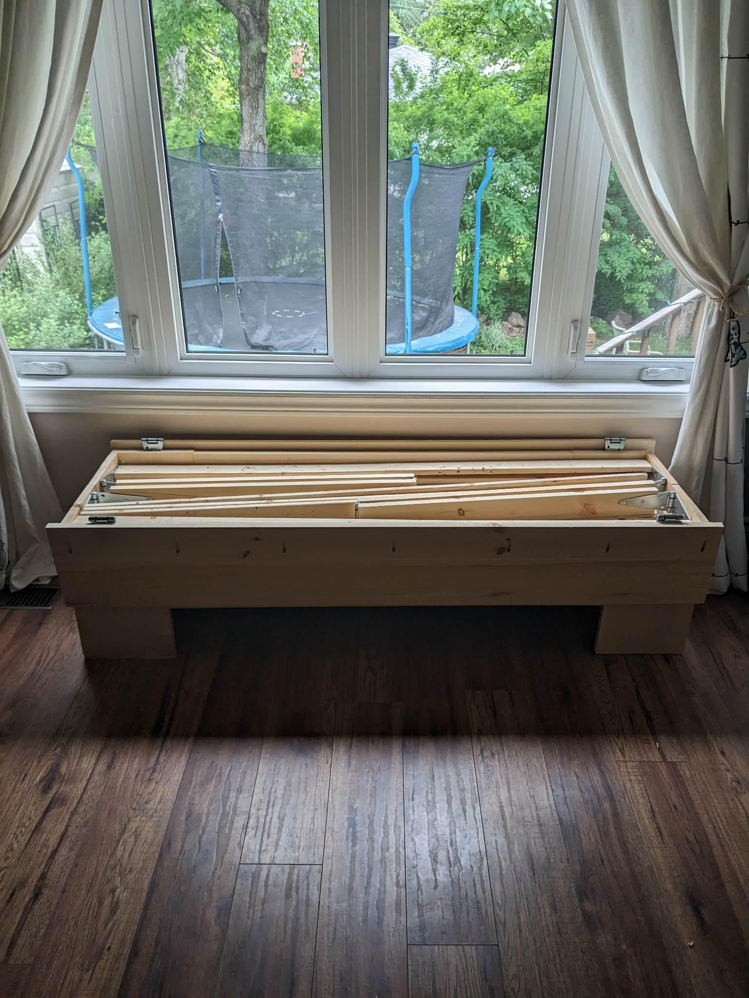 Fold Up Bed in a Box - Spare Bed : 6 Steps (with Pictures) - Instructables