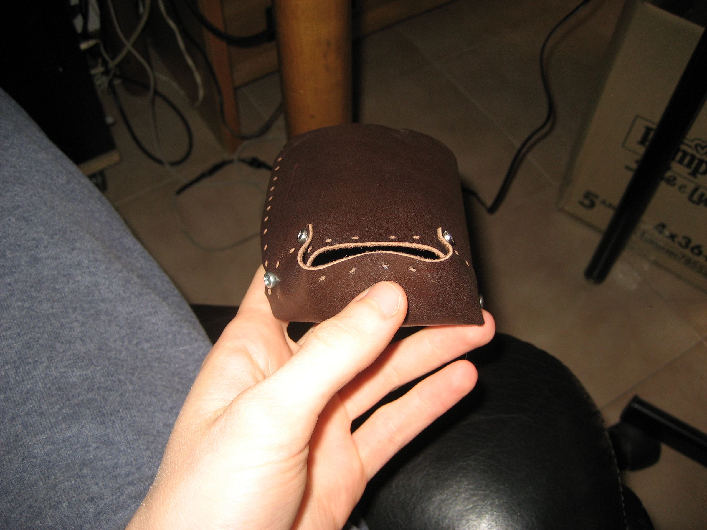 Leather Camera Belt Pouch From a Single Rectangle : 12 Steps ...
