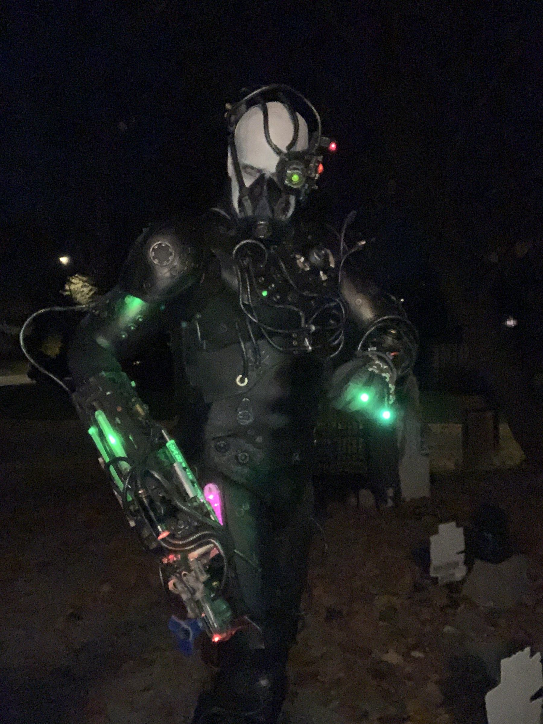 Star Trek Borg Costume : 9 Steps (with Pictures) - Instructables