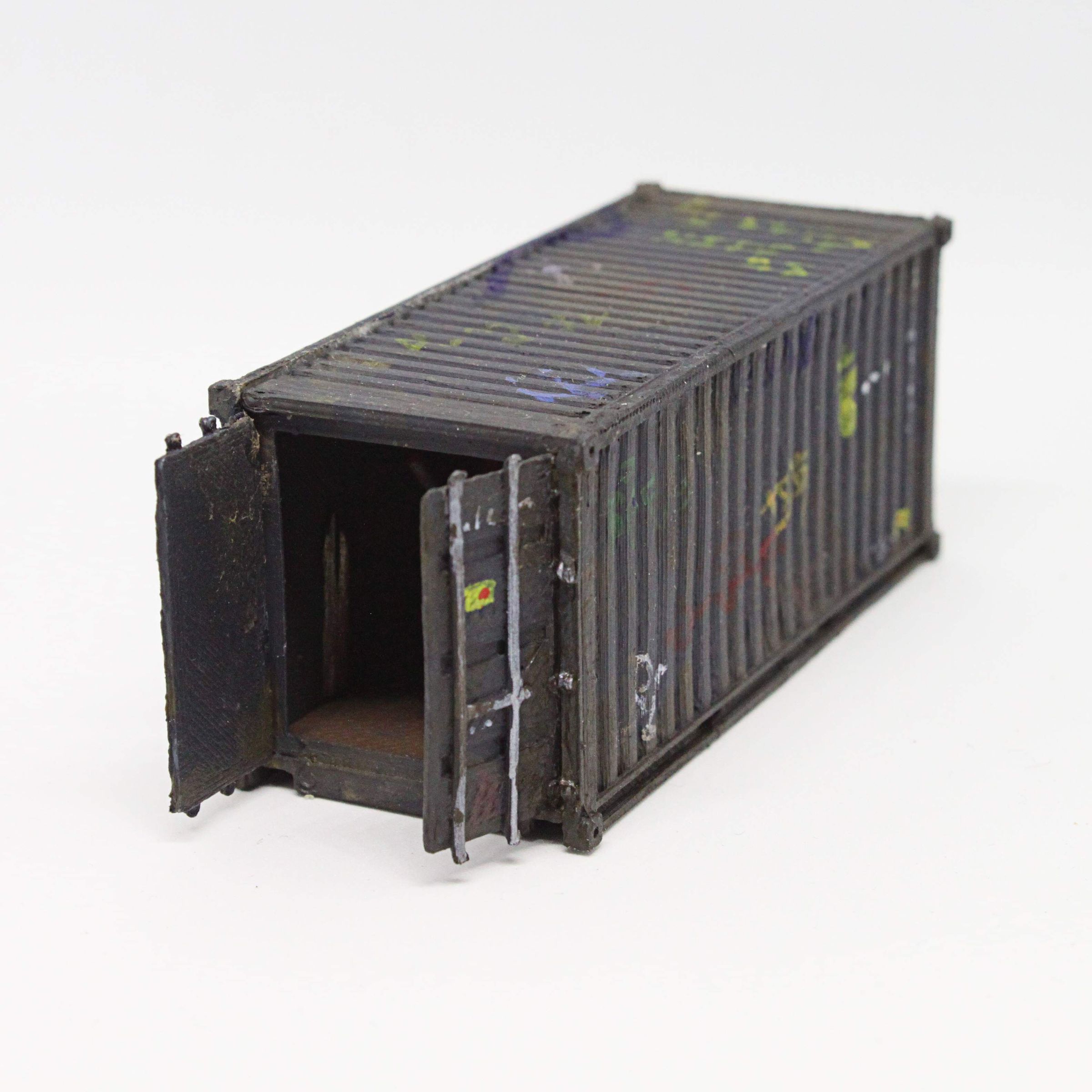 HO Scale Shipping Container Surprise Reveal Diorama. : 8 Steps ...