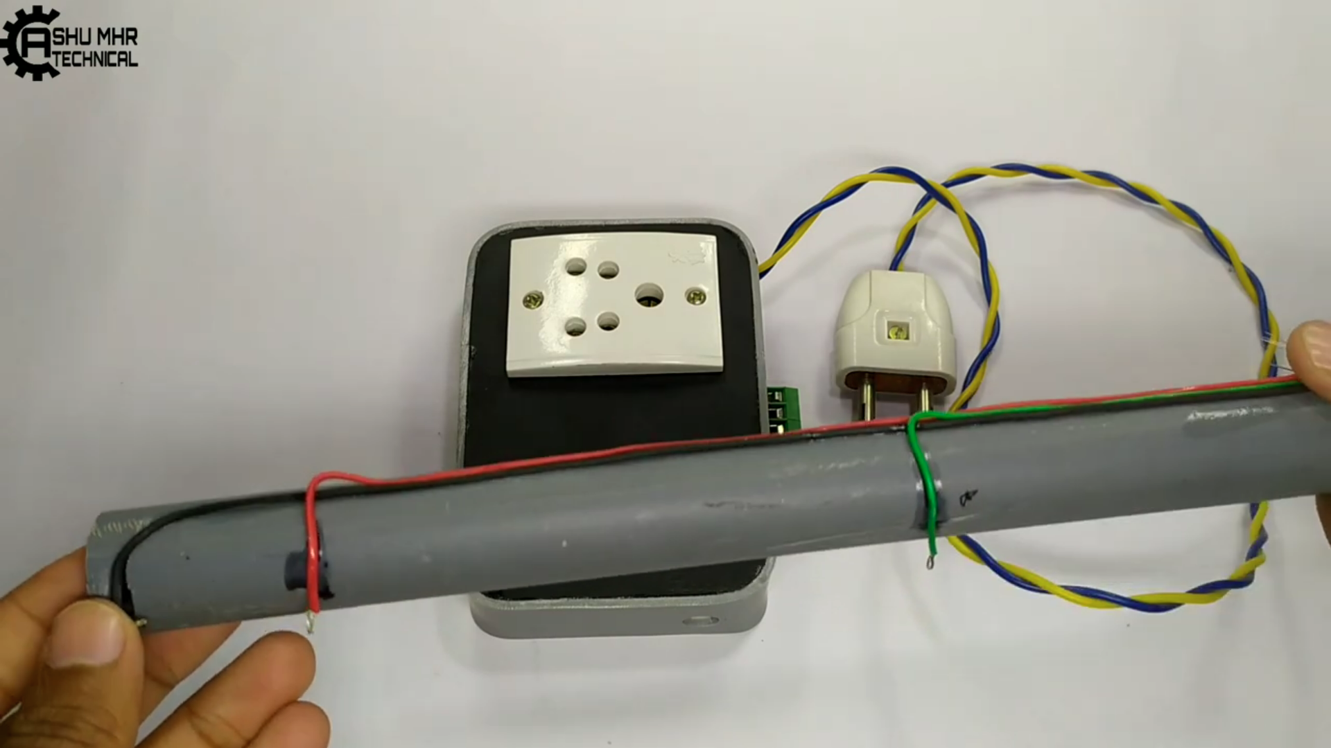 Smart Waterpump Starter : 5 Steps - Instructables