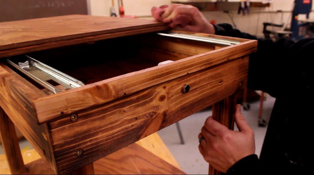 How to Make a Hidden Coffee Table : 6 Steps (with Pictures) - Instructables