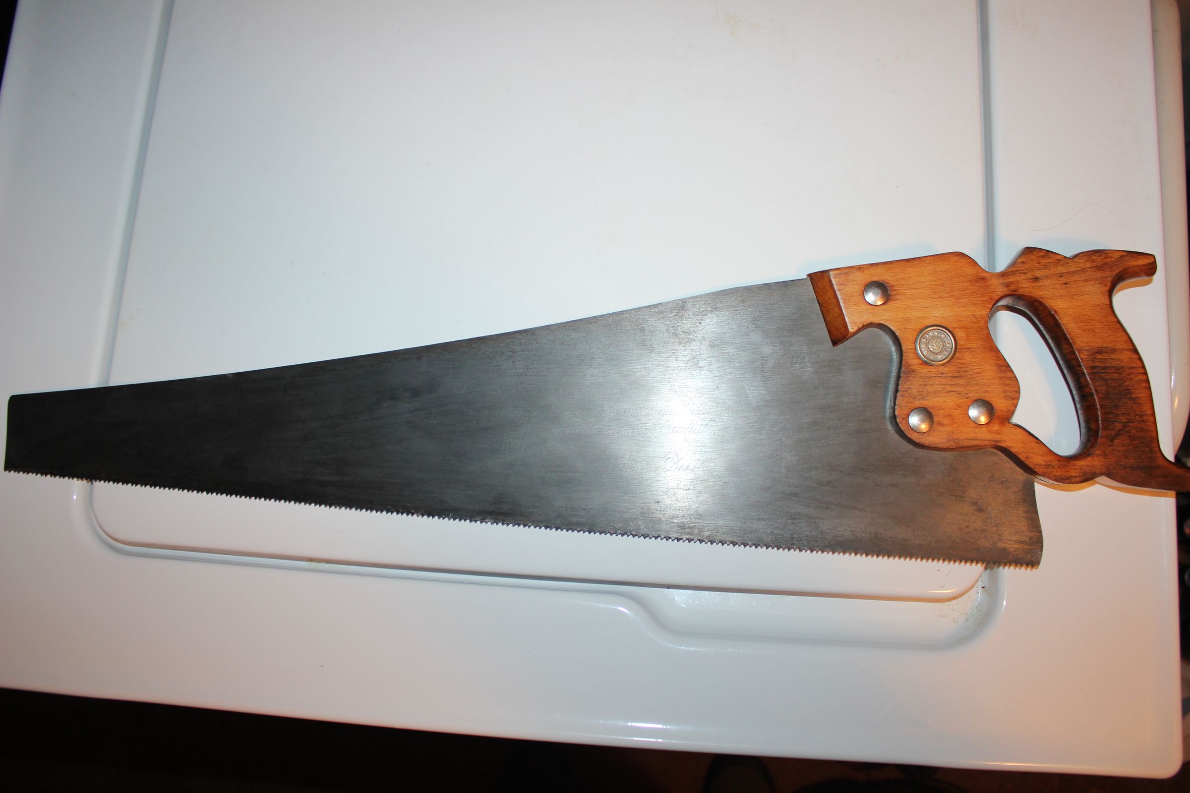 Refurbish a Hand Saw : 4 Steps (with Pictures) - Instructables