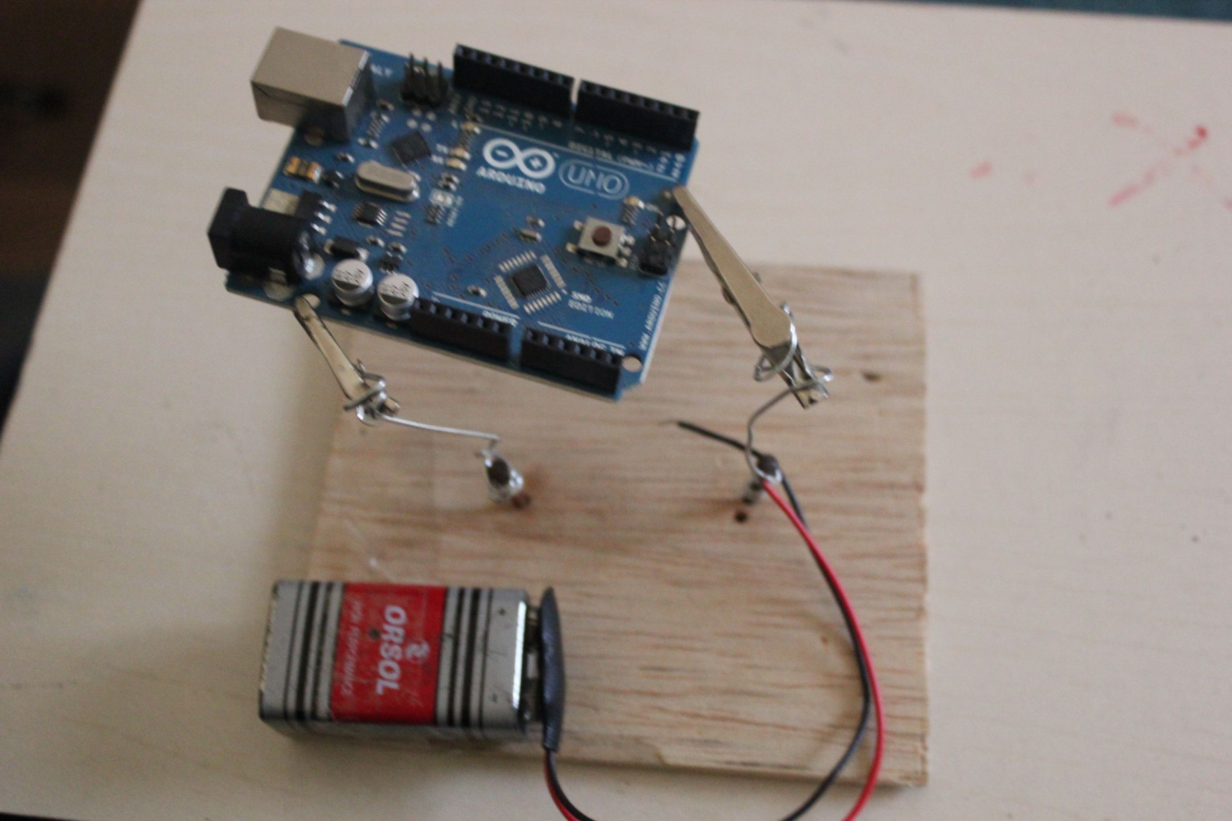 Electronic Helping Hand : 7 Steps (with Pictures) - Instructables