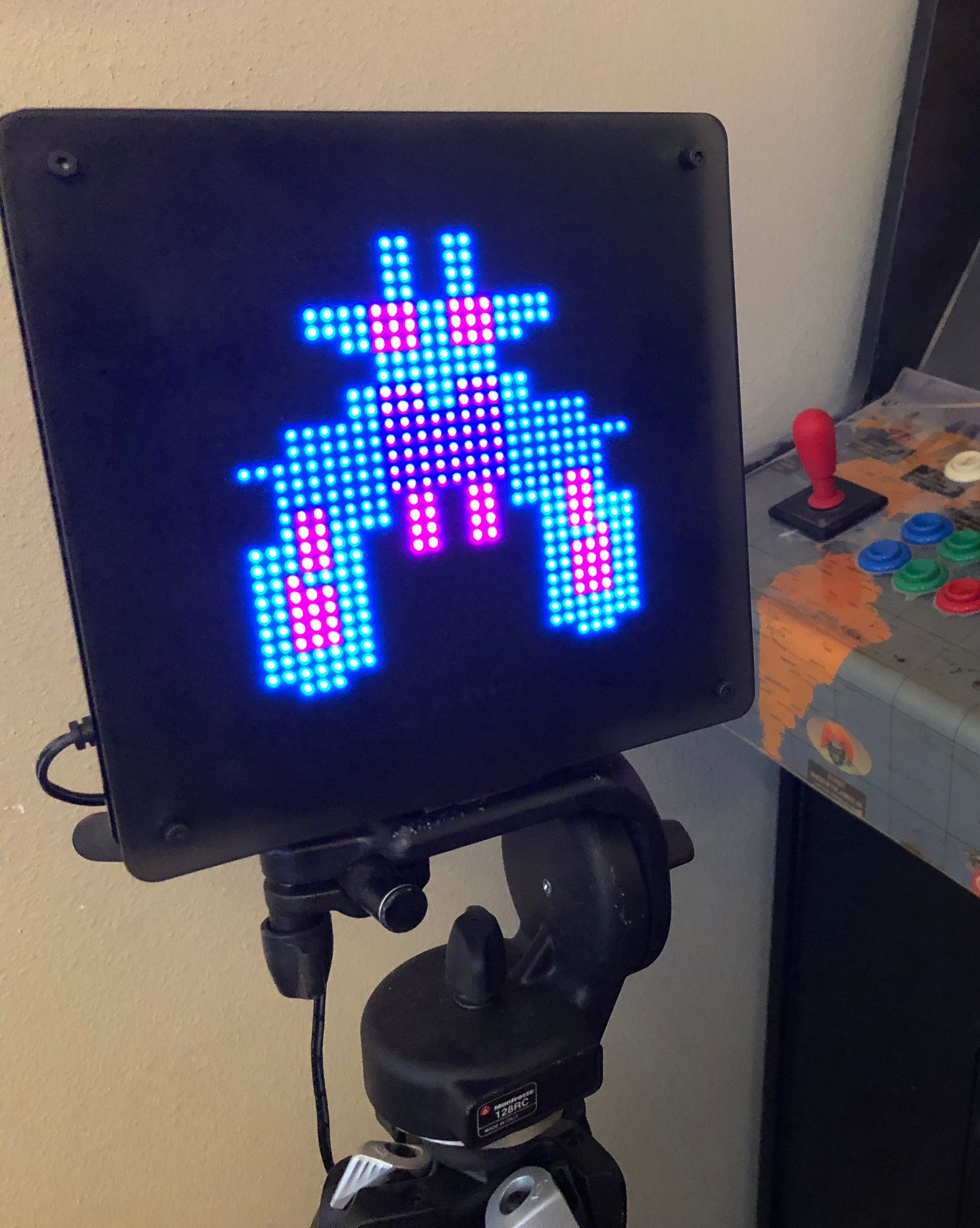 LED Pixel Art Frame With Retro Arcade Art, App Controlled : 7 Steps ...