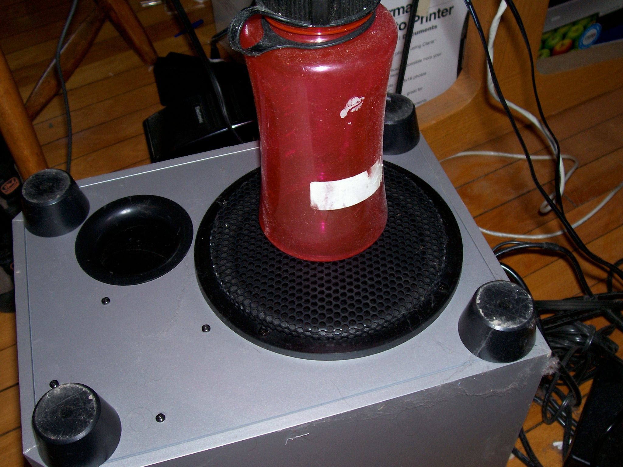 How to Use Bass Speakers As an Earthquake Simulator : 6 Steps ...