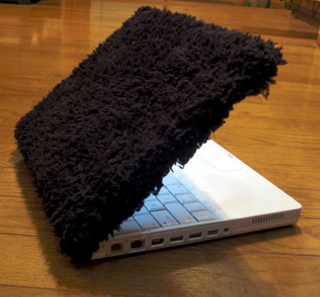 Fur Your Laptop! : 5 Steps (with Pictures) - Instructables