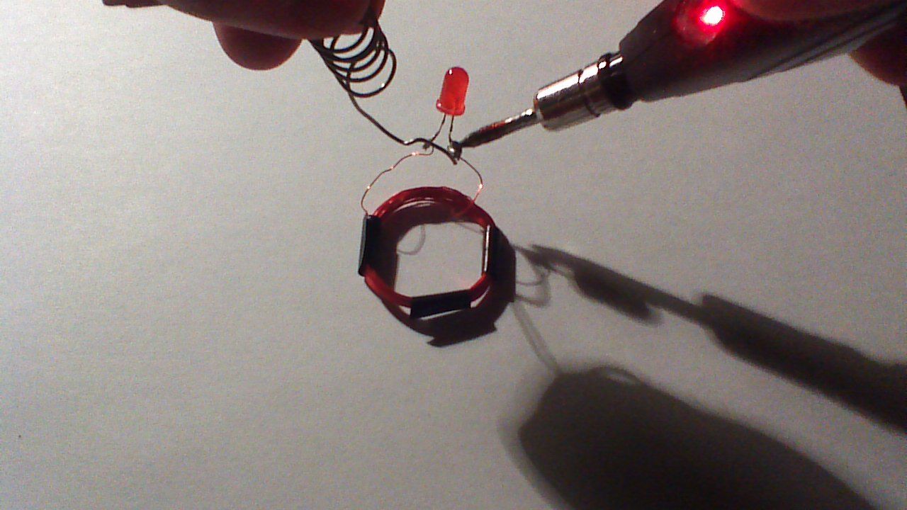 Simple Wireless Power : 8 Steps - Instructables