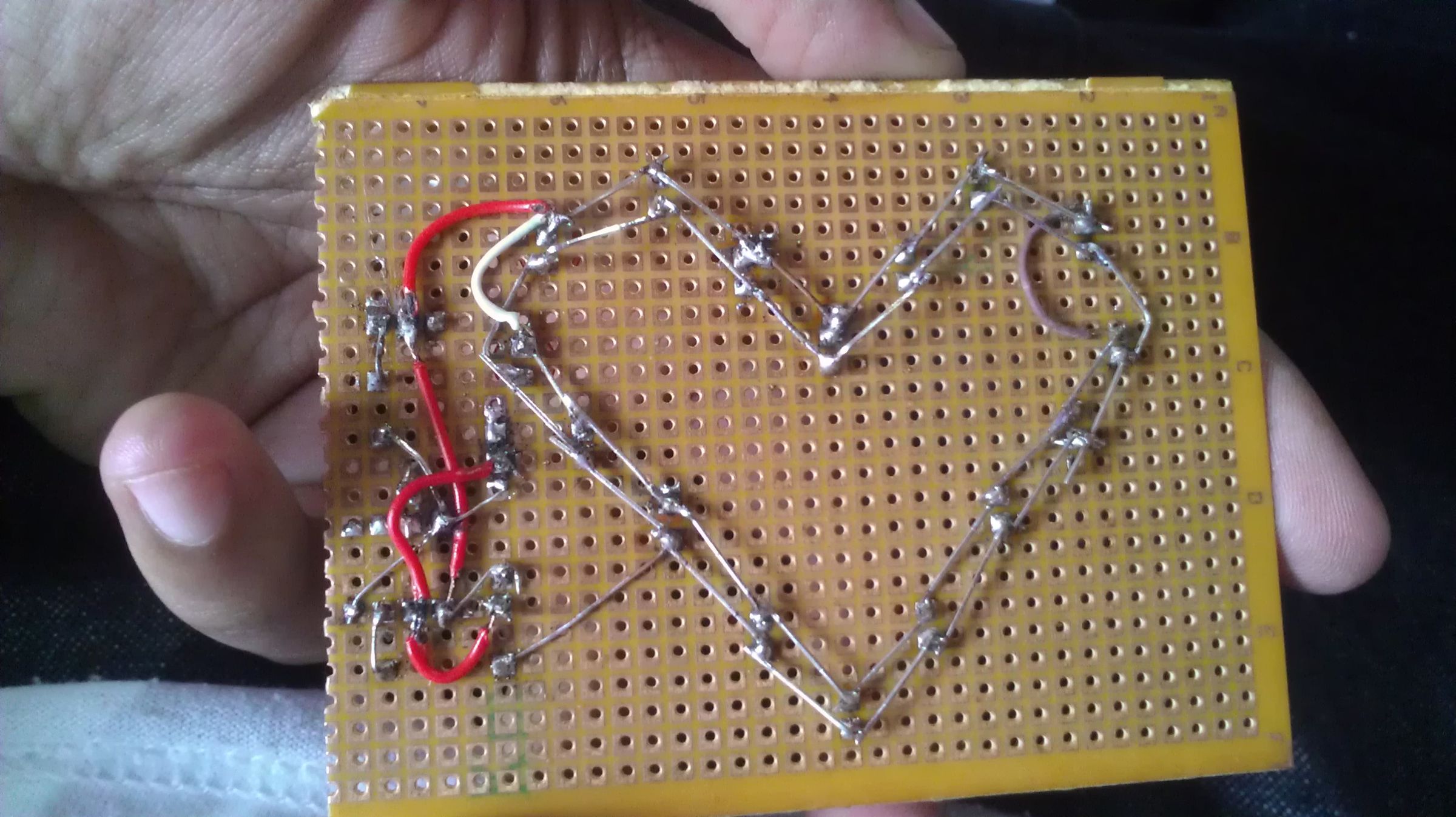 Flashing Heart Using LEDs and 555 Timer : 6 Steps - Instructables
