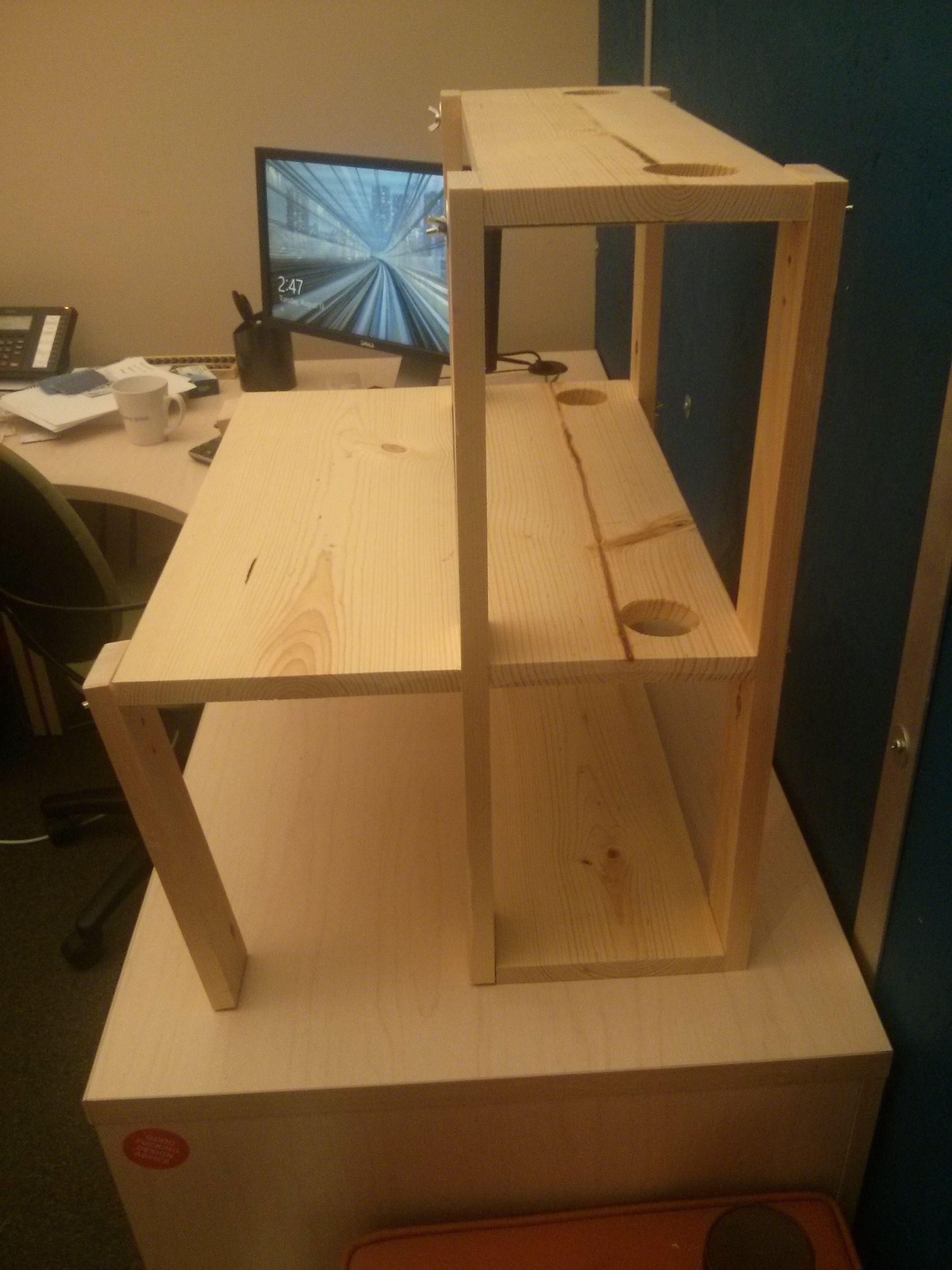 Simple Stand-up Desks : 9 Steps - Instructables