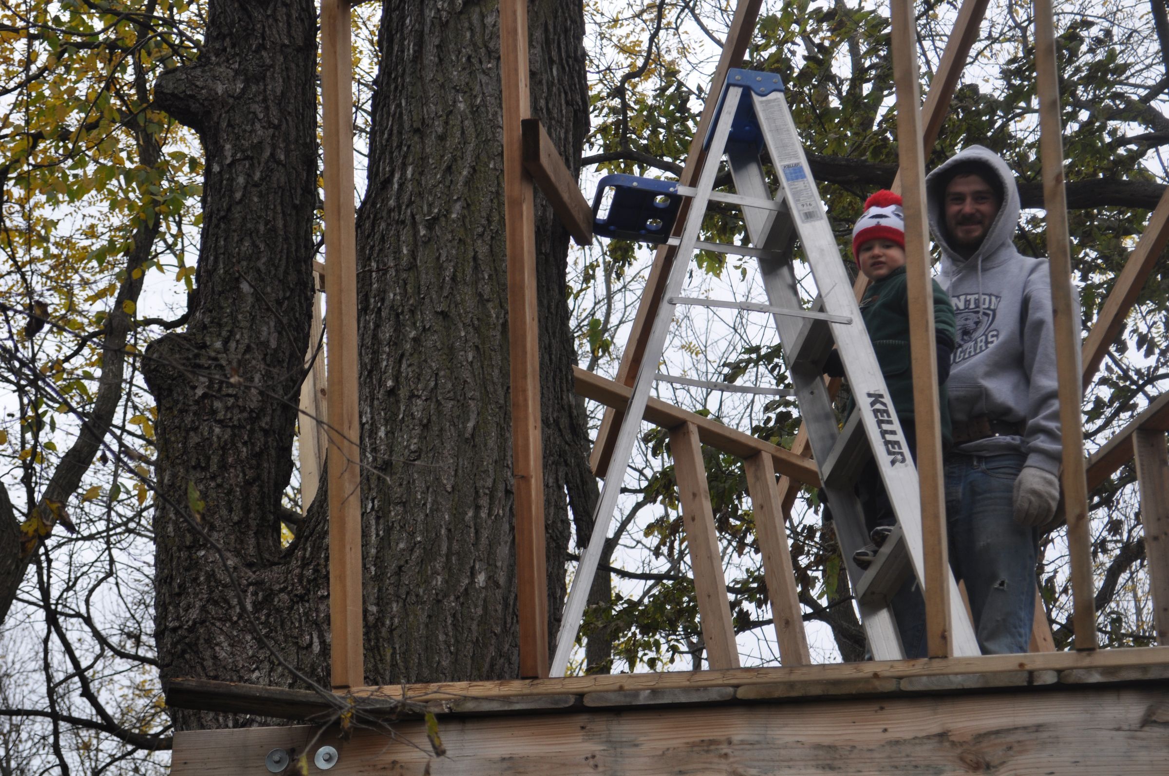 Our Reclaimed TreeHouse : 9 Steps (with Pictures) - Instructables
