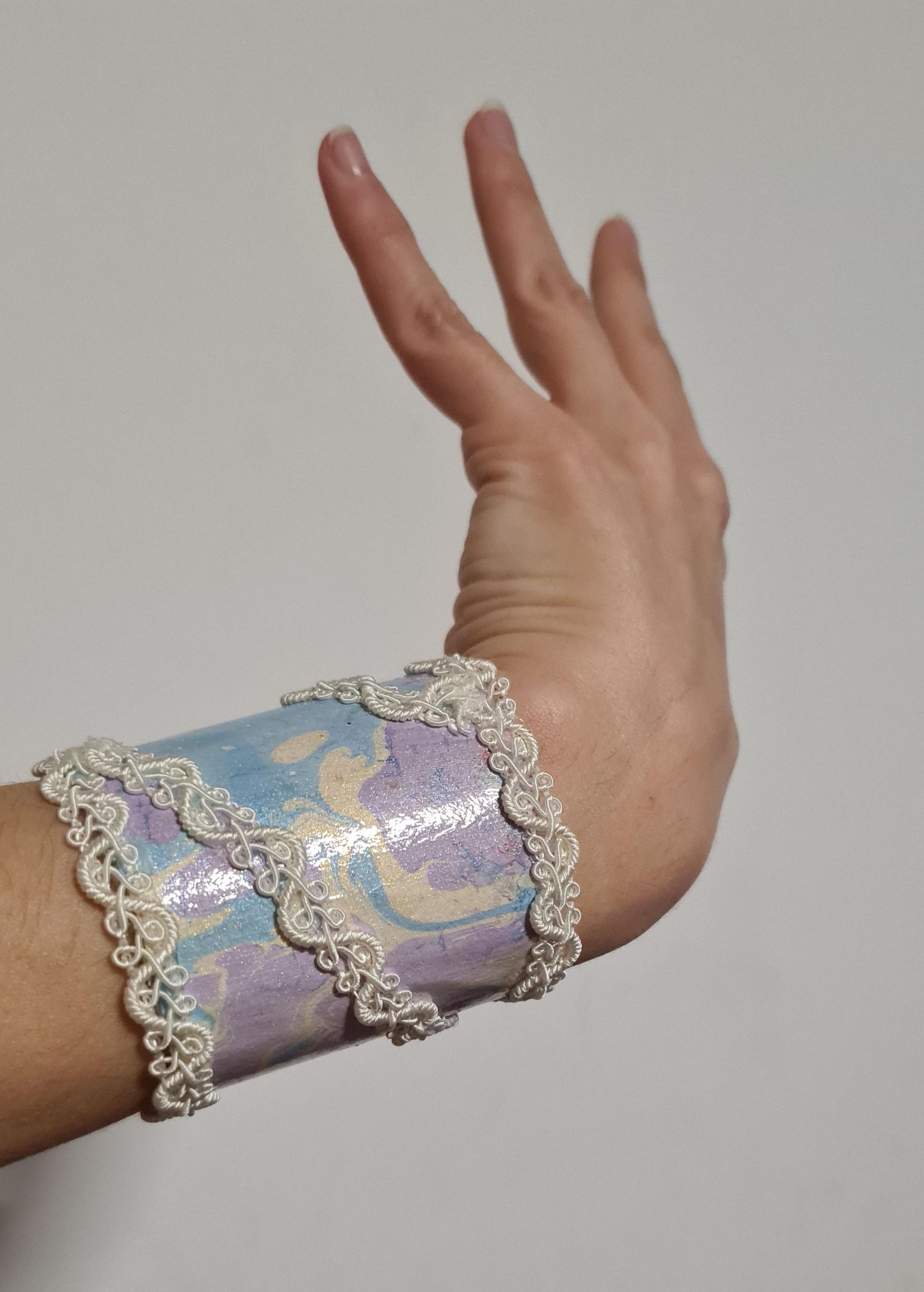 Marbled Bracelets Made of Recycled Cardboard Rolls : 8 Steps (with ...