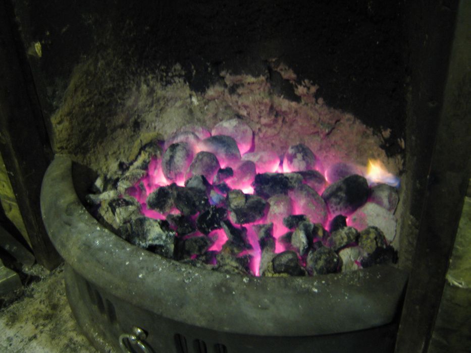 How to Light a Coal Fire : 7 Steps - Instructables
