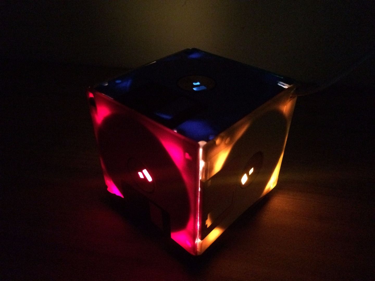 Floppy Disk Lamp : 7 Steps (with Pictures) - Instructables