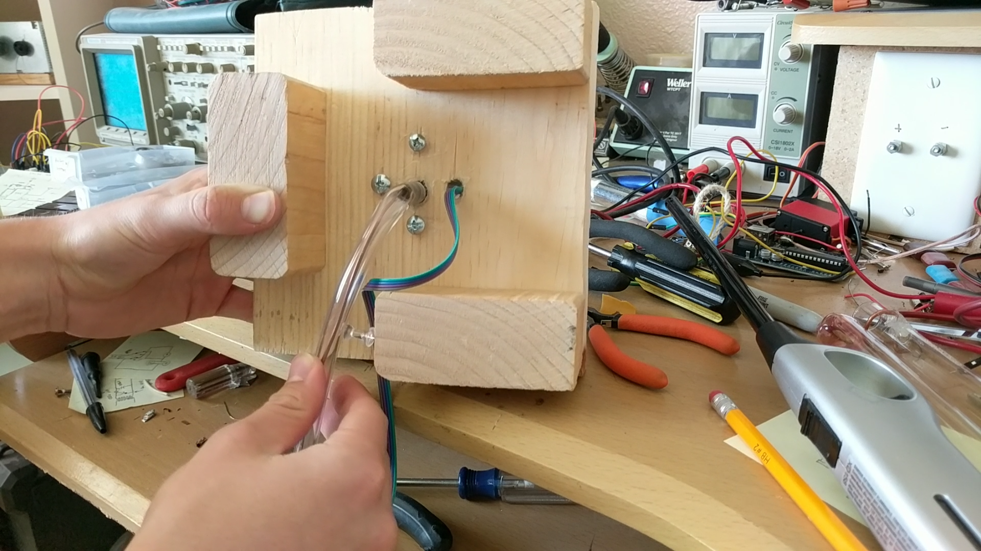 DIY Cathode Ray Tube: Interacting With Electrons : 12 Steps (with ...