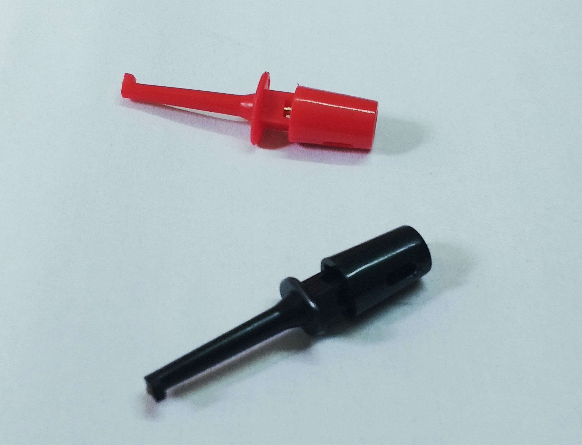 How to Make Hands-free Probes From Broken Multimeter Probes : 4 Steps ...