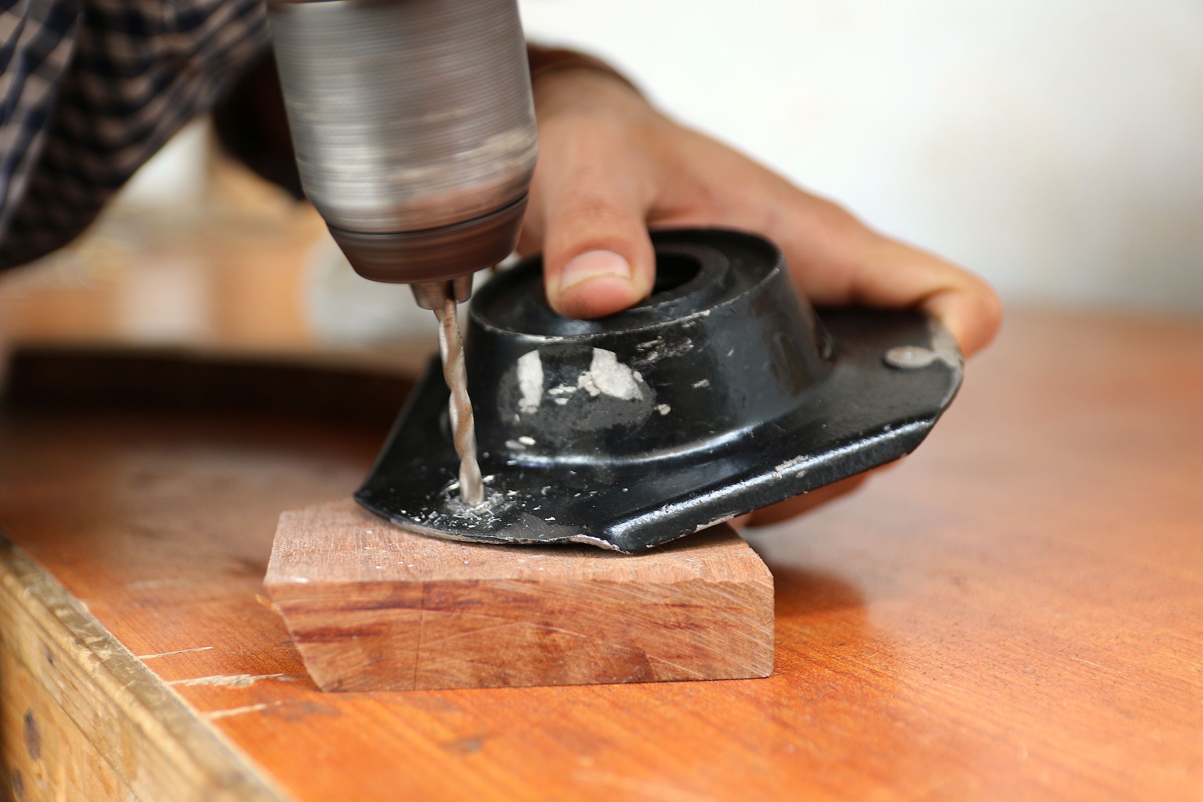 DIY Shock Absorber Stool : 9 Steps (with Pictures) - Instructables