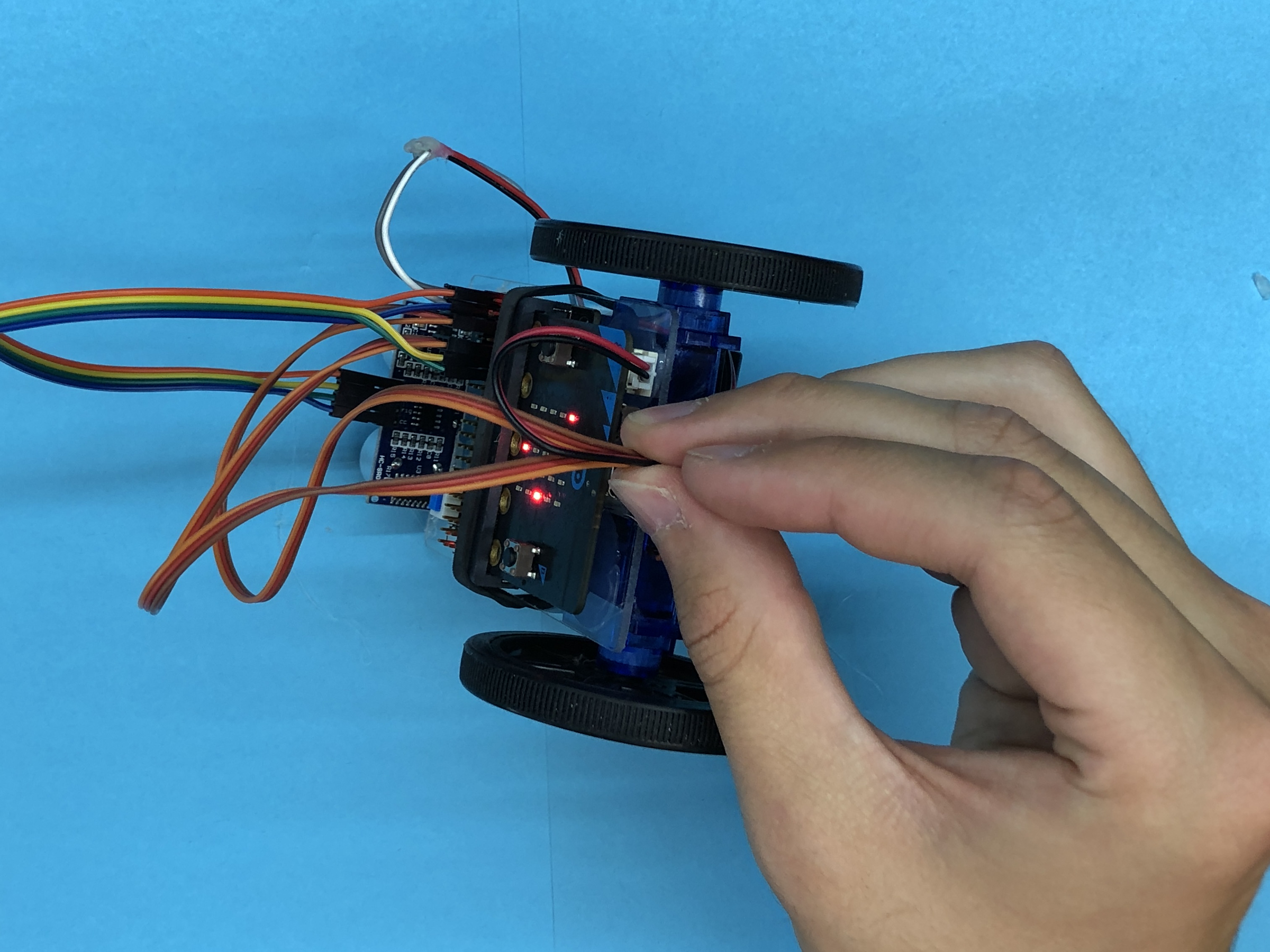 Micro:Bot - Micro:Bit : 20 Steps - Instructables