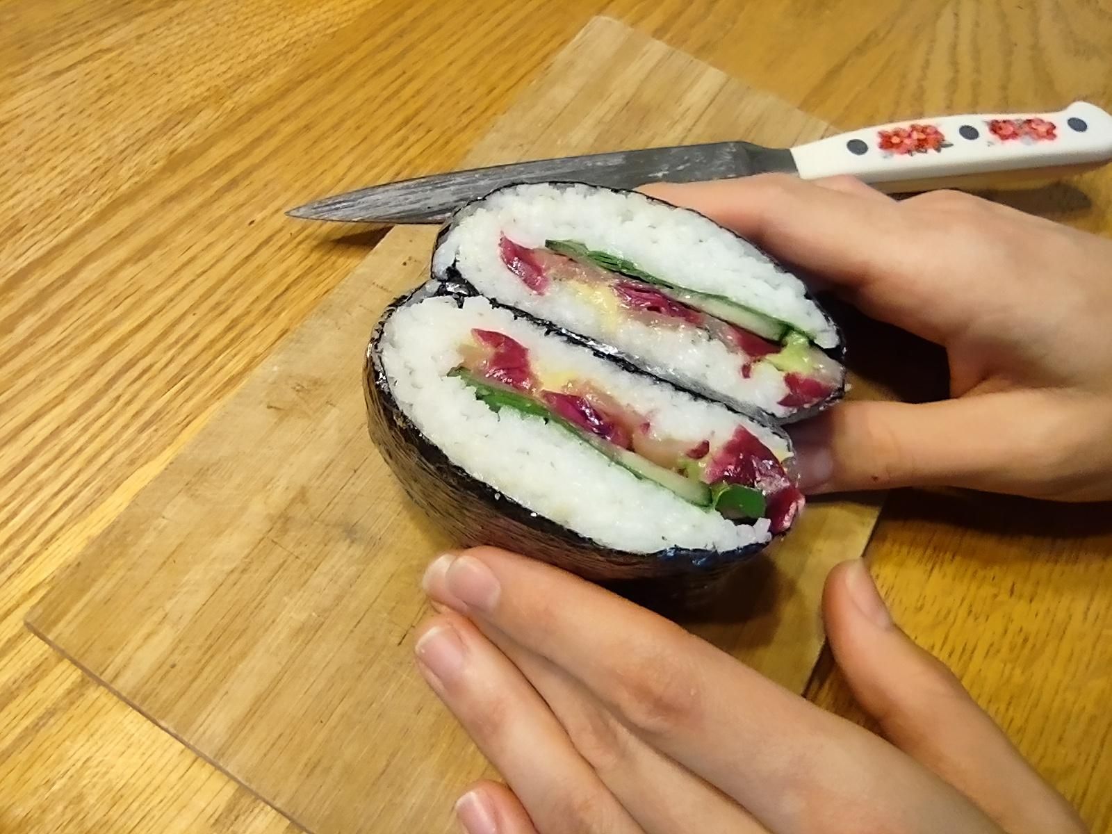Sushi Sandwich - Onigirazu おにぎらず- With Easy Sushi Rice! : 7 Steps (with ...
