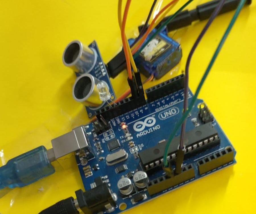 Automatic Trash Bin : 3 Steps - Instructables