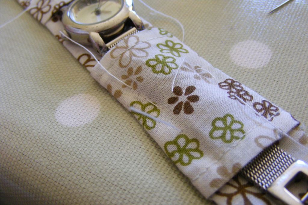 Fabric Watch-strap Cover : 12 Steps (with Pictures) - Instructables