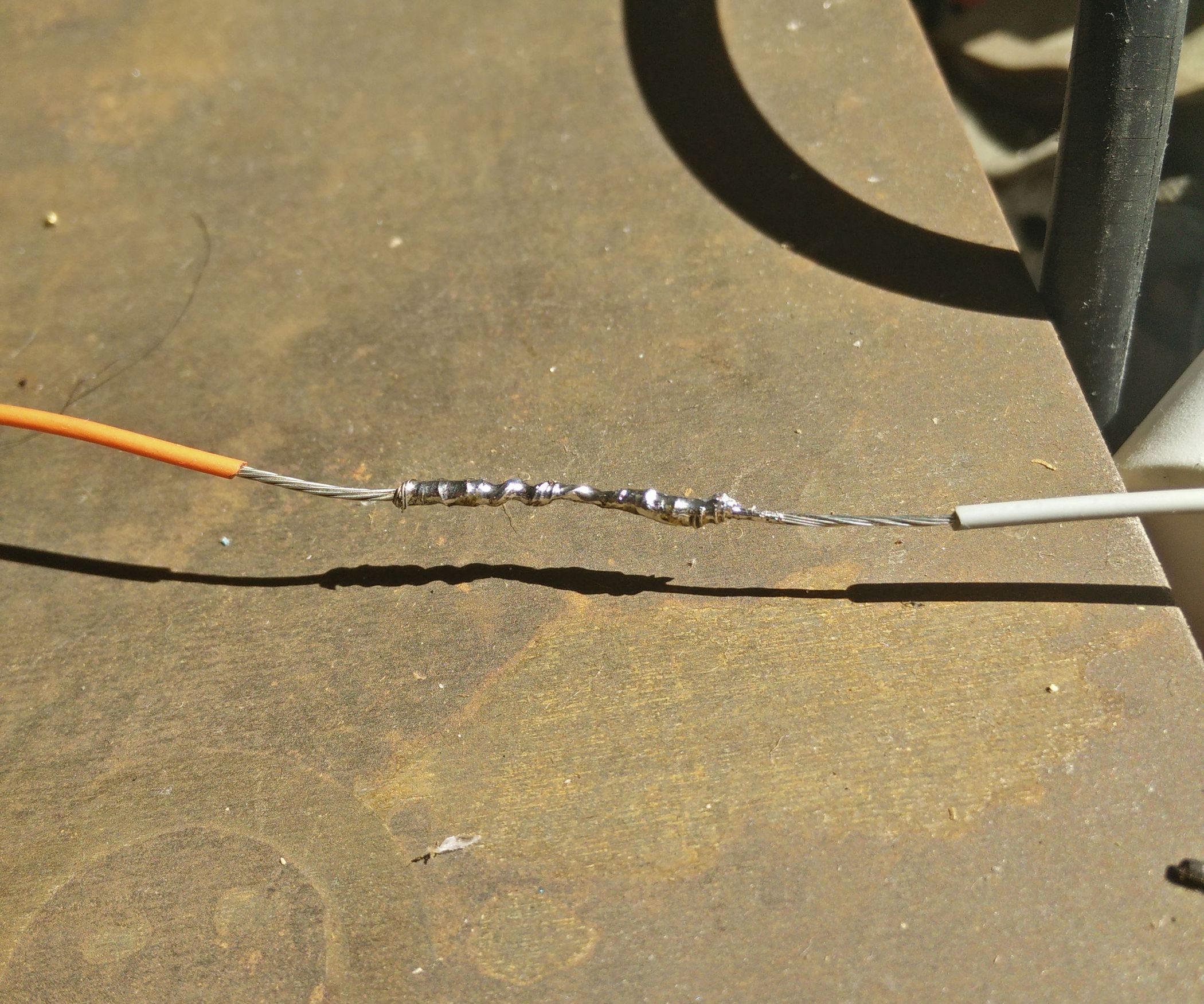 How to Do a Western Union Splice (with Pictures) - Instructables
