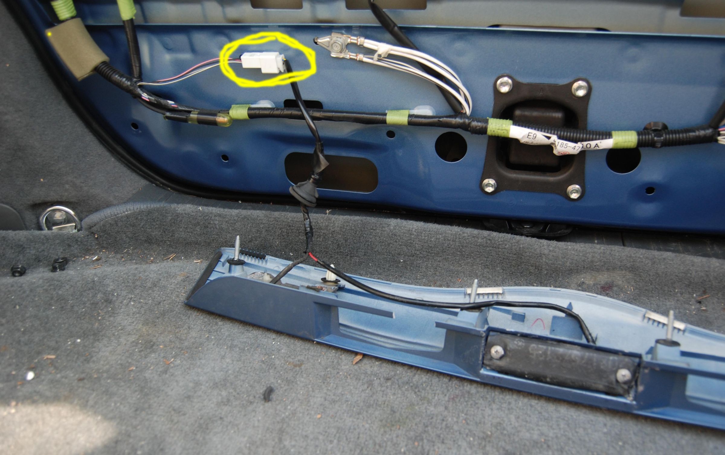 2007 Prius Hatch Latch REPAIR : 4 Steps - Instructables