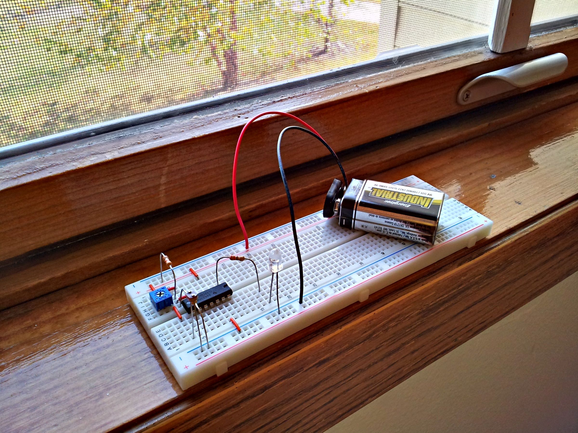 Simple Light Detector With Sensitivity Control : 7 Steps (with Pictures ...