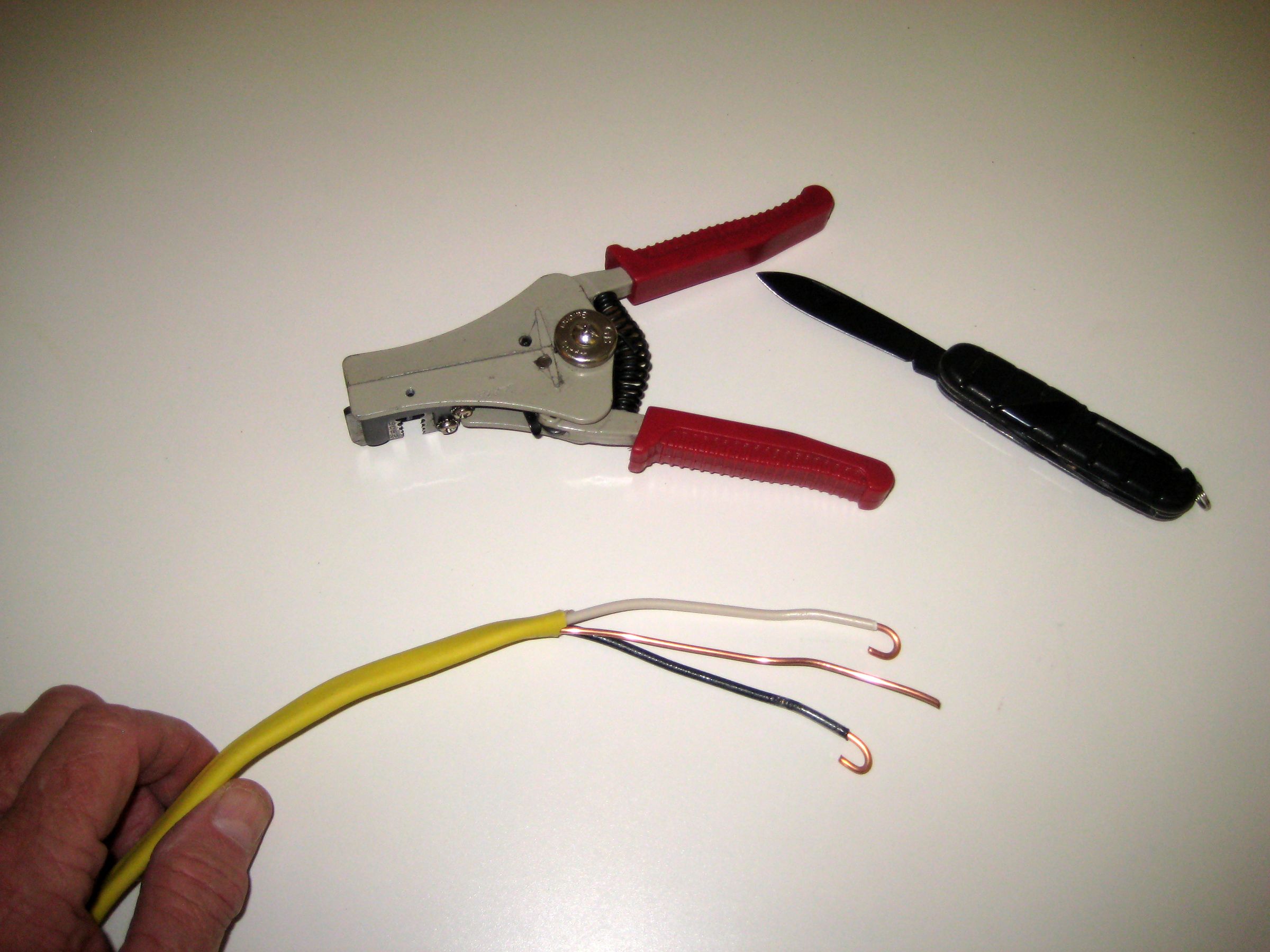 How to Hide a Wall Wart Transformer : 18 Steps (with Pictures ...