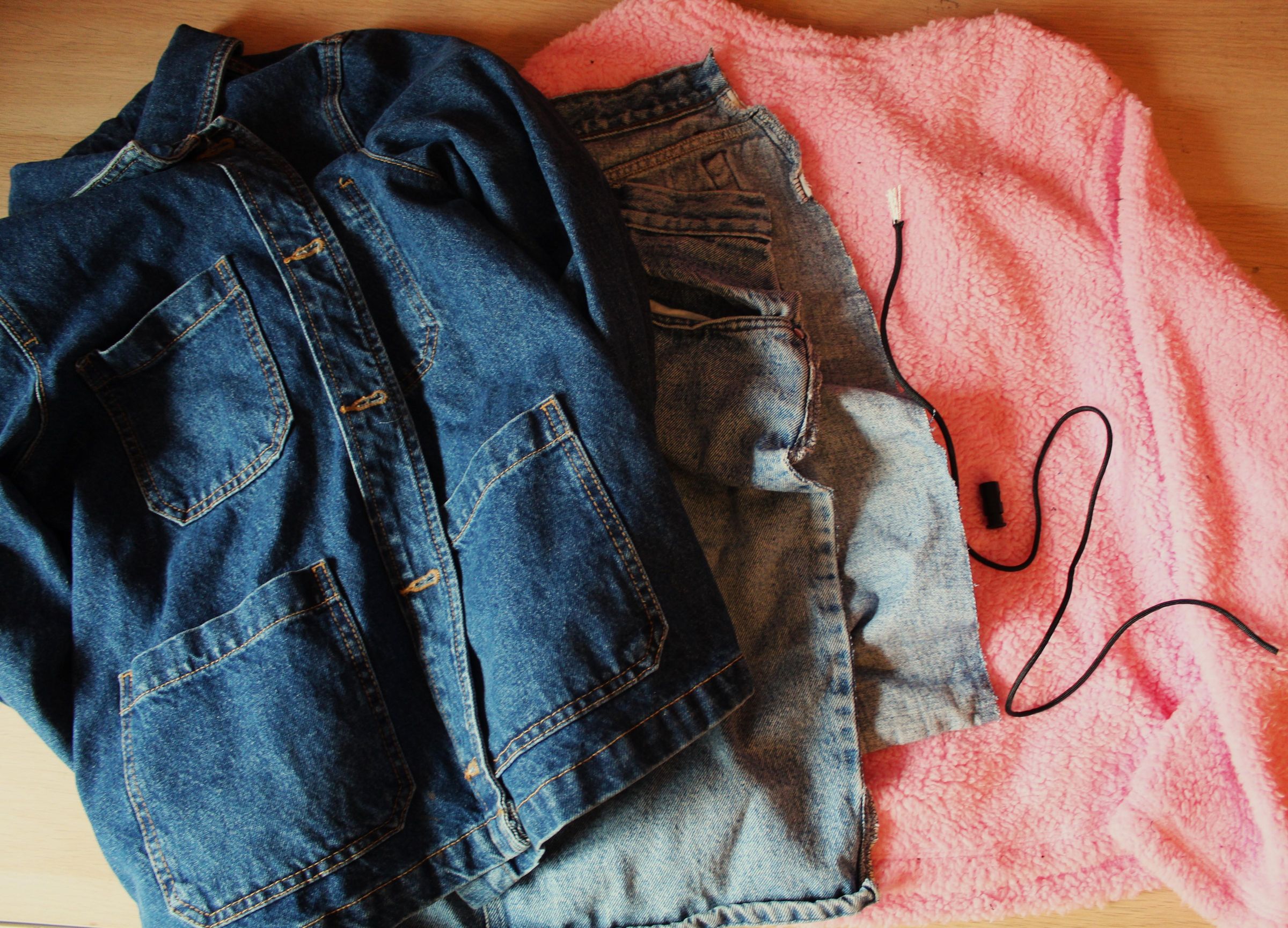 How to Make a Chalk Bag From Your Old Clothes : 13 Steps (with Pictures ...