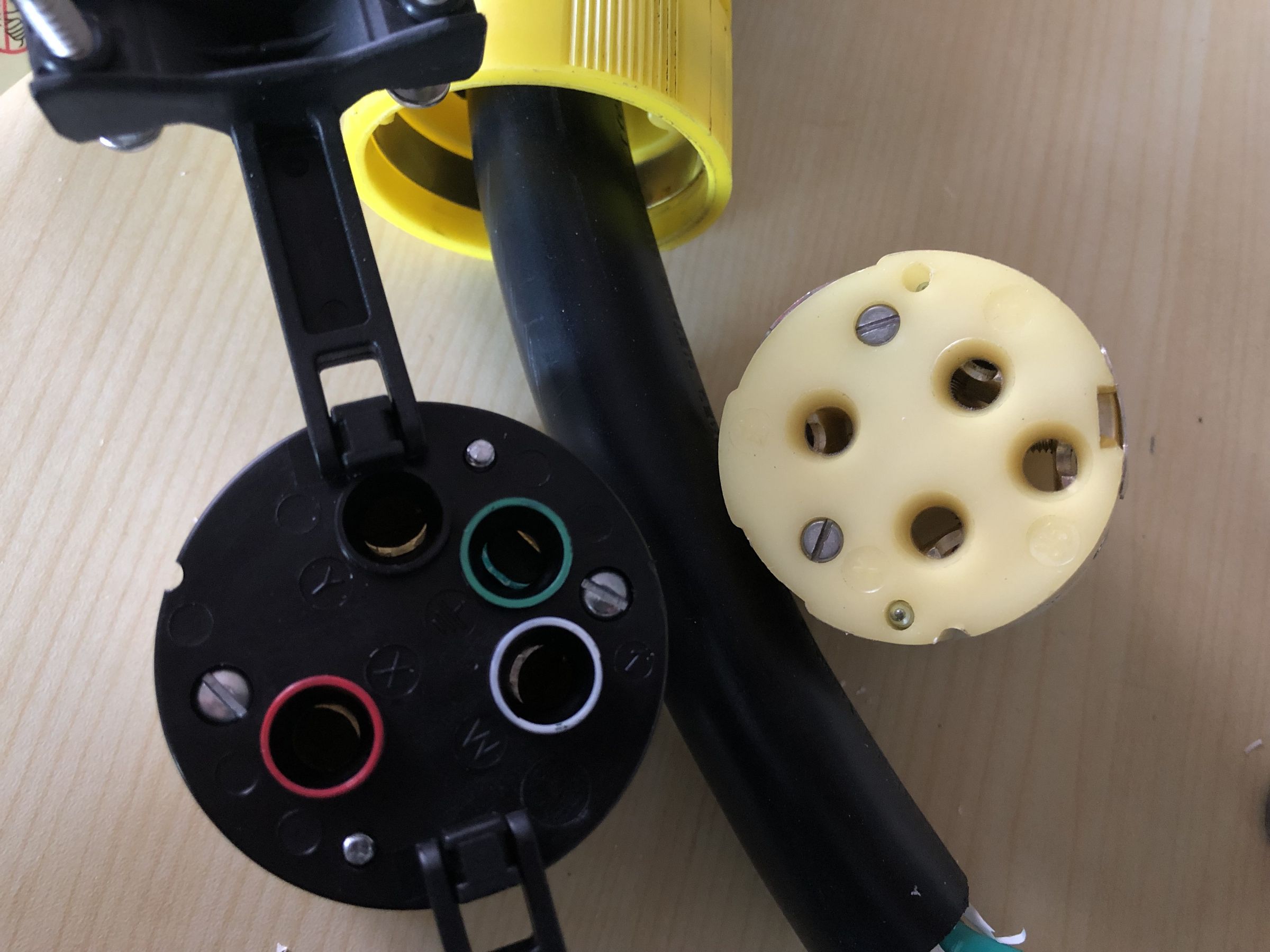 Create Electrical Adapters/Extension Cords : 4 Steps - Instructables